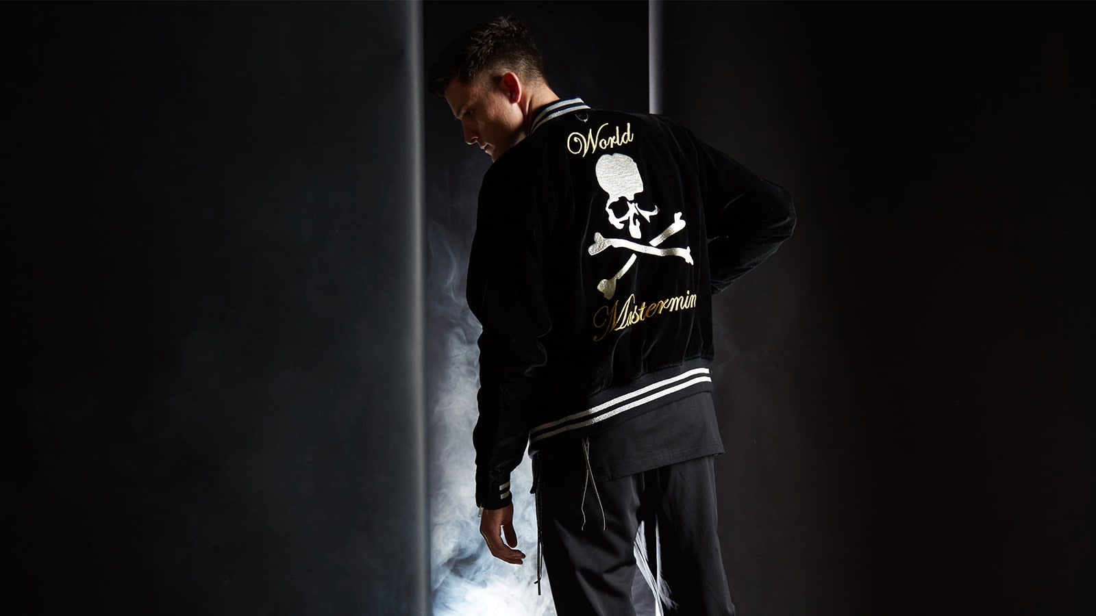 END. Features | Mastermind World - Now Online