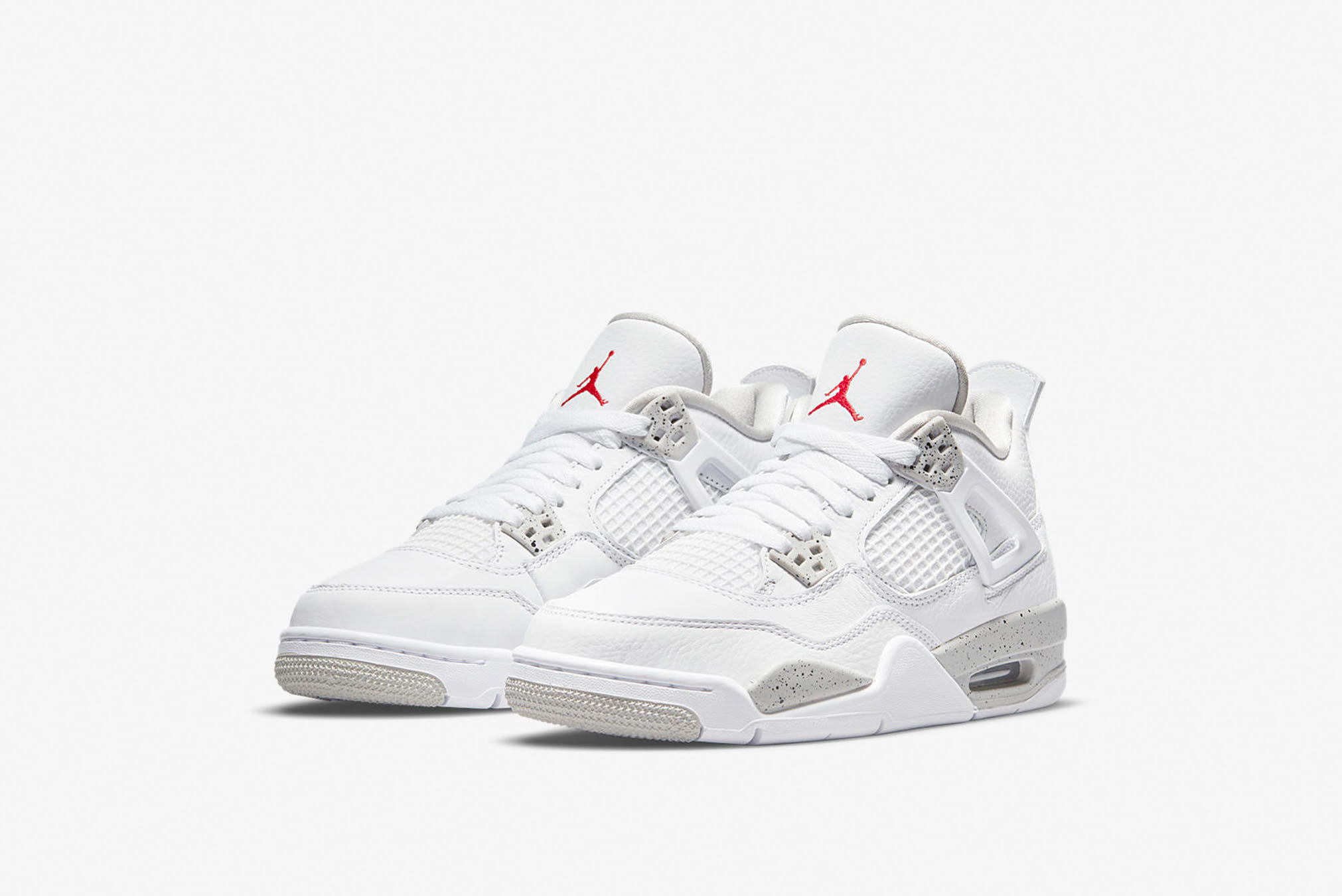 END. Features | Air Jordan 4 Retro