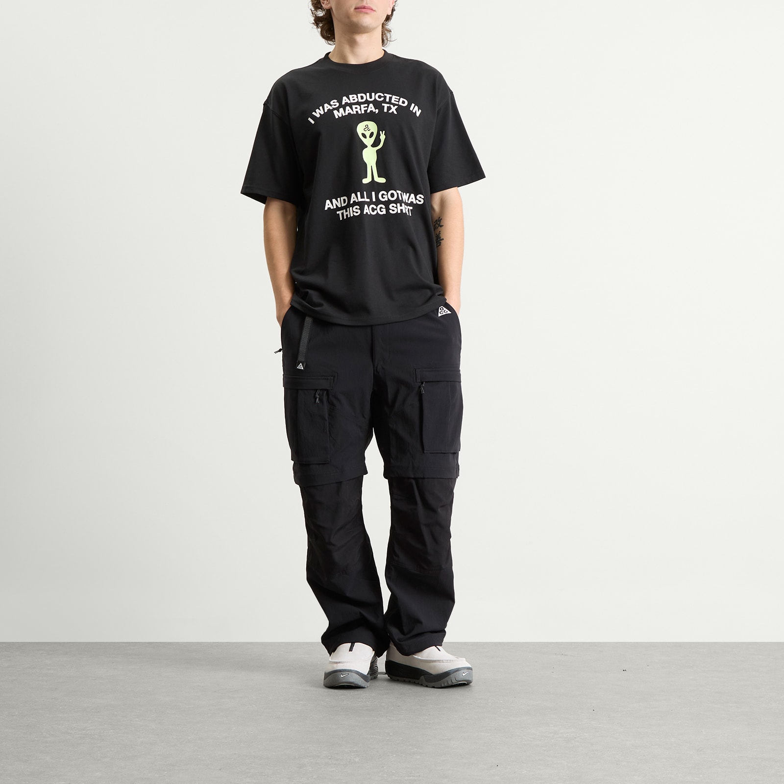 Nike Men's ACG Alien T-Shirt Black - Curated Menswear