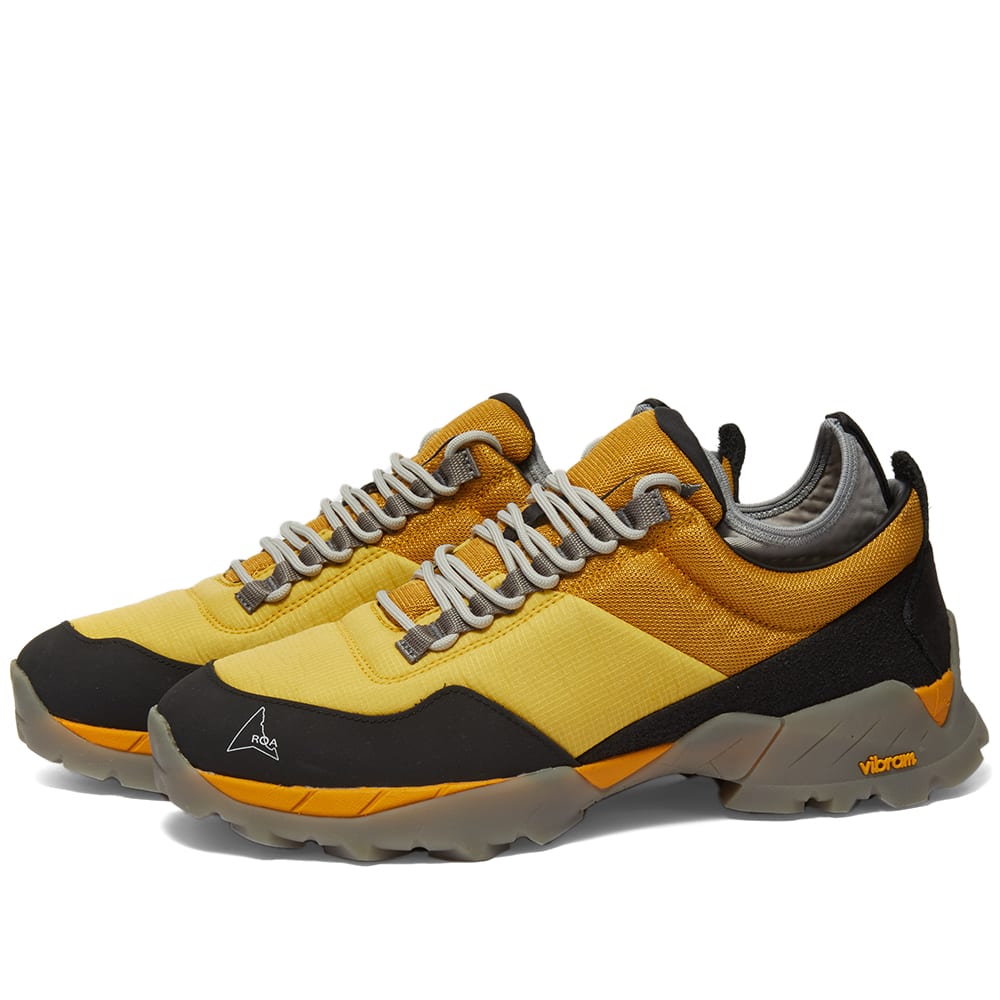 ROA Double Neal Mesh Hiking Sneaker Mustard | END. (NL)