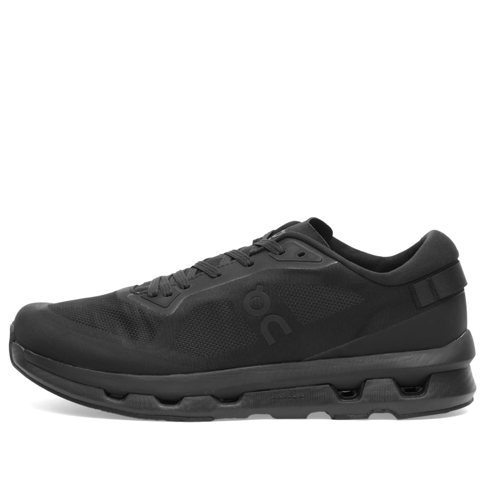 ON Men's CloudzON Men'se Sneakers Black / Eclipse - Curated Menswear