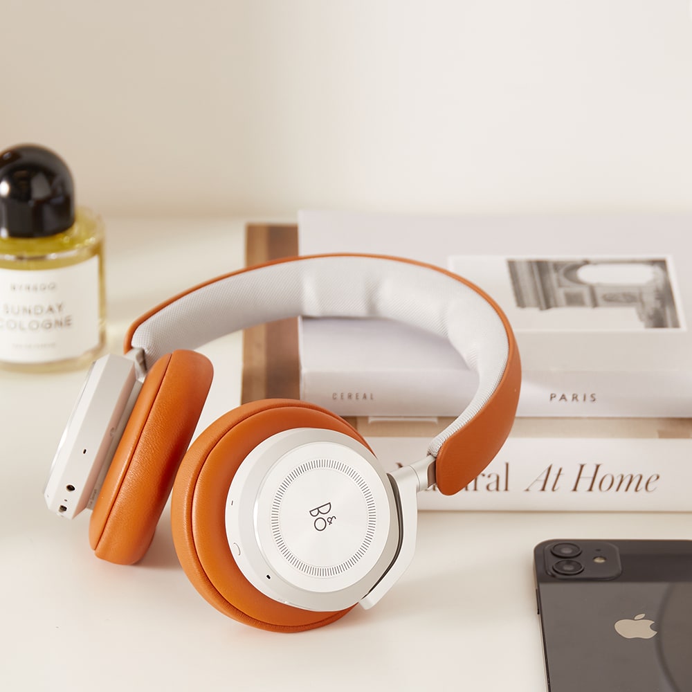 Bang & Olufsen HX Headphones Timber | END. (IT)