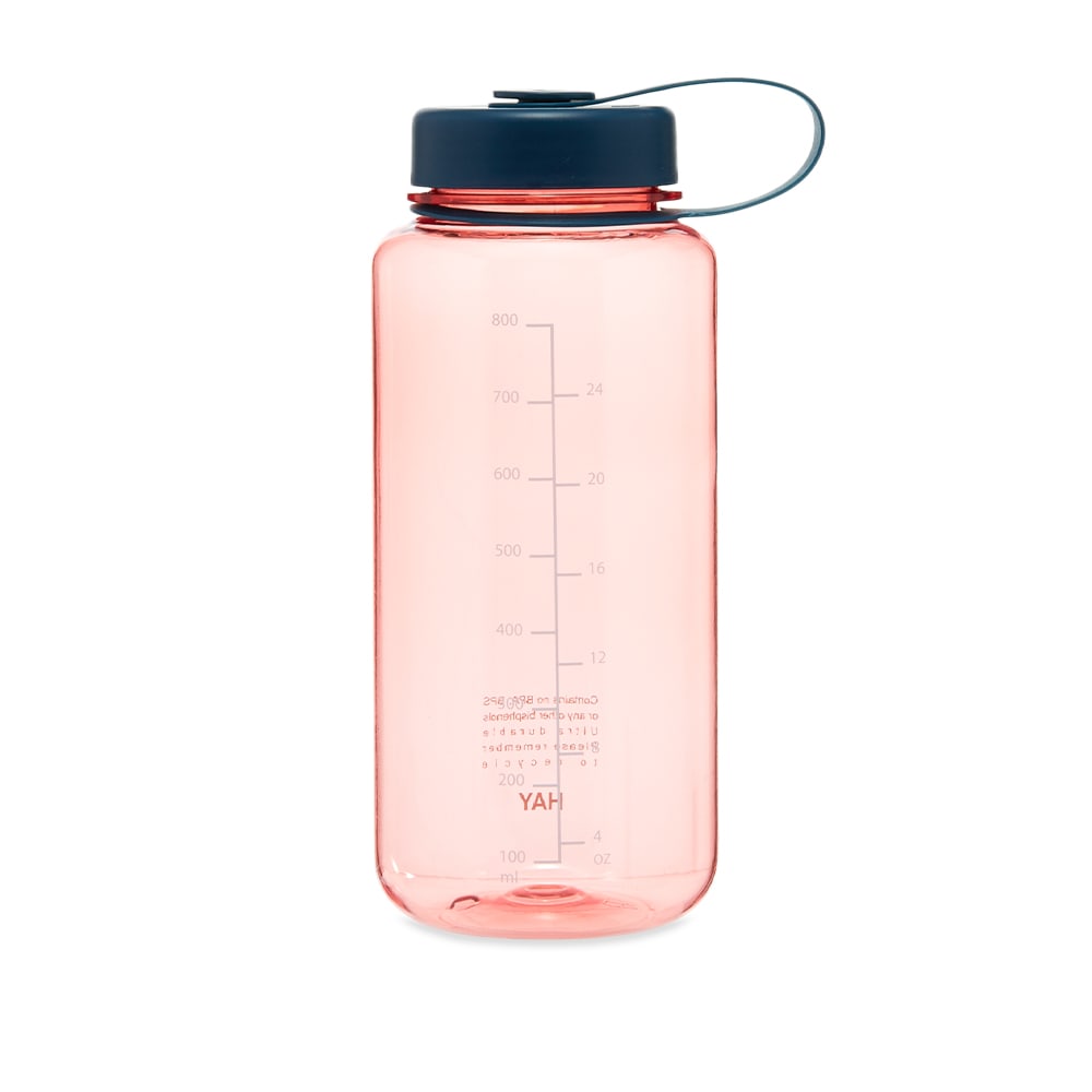 HAY Water Bottle - 0.9L Rose | END. (US)