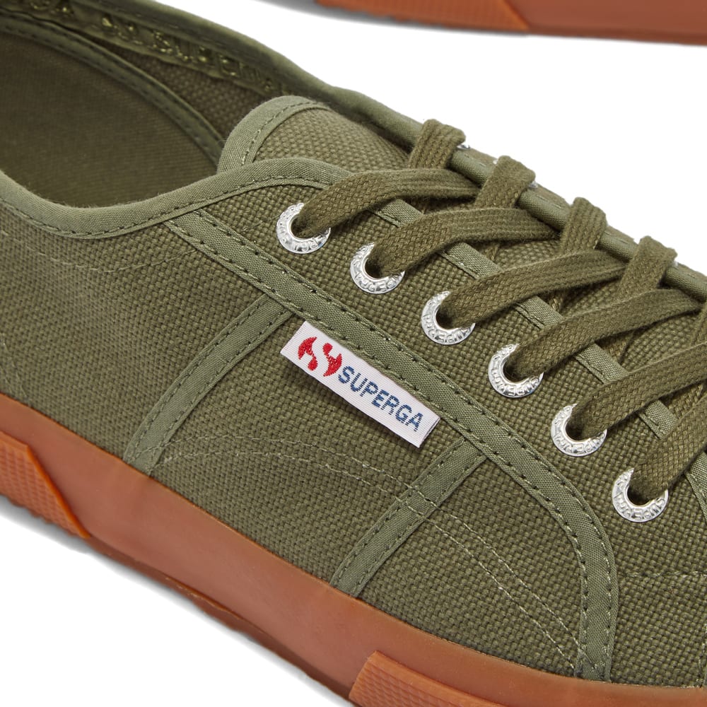Superga 2750 Cotu Classic Sherwood Green & Gum | END. (UK)