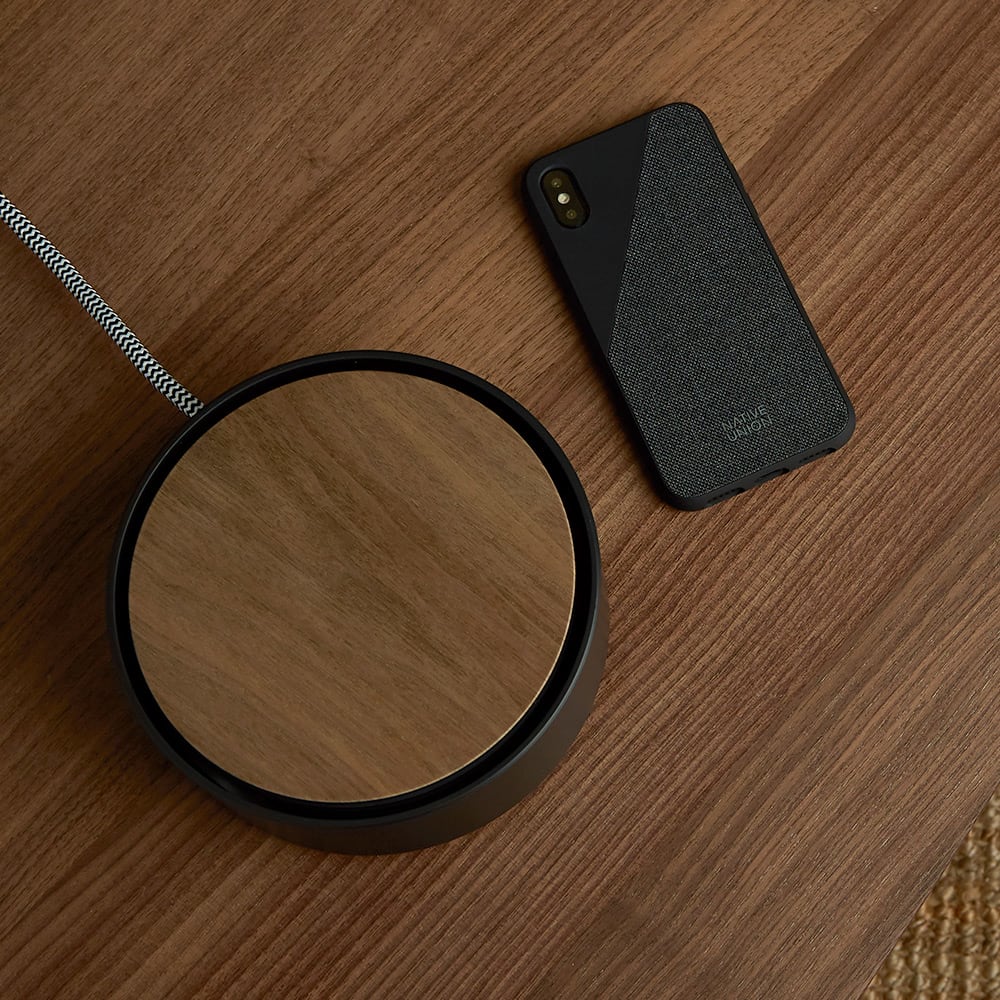 Native Union Eclipse Wooden Charging Station Black | END. (US)