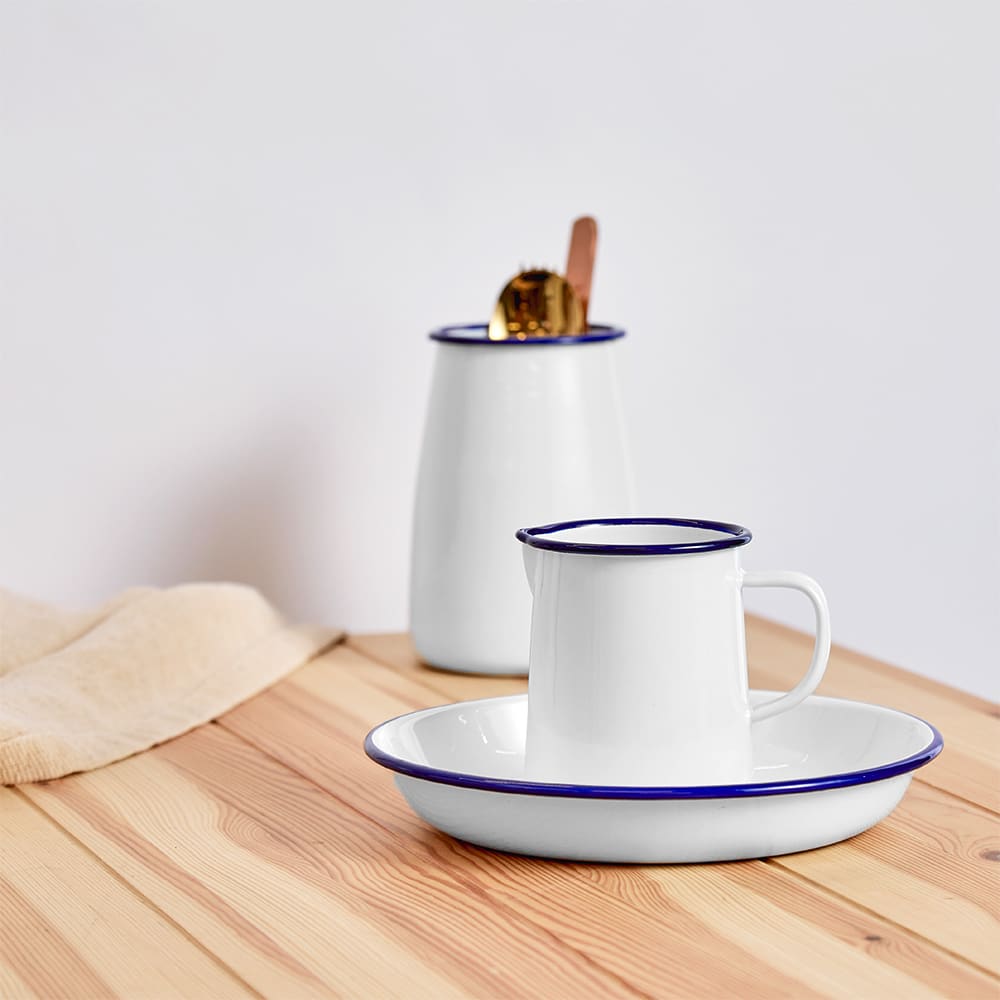 Falcon Enamelware 1 Pint Jug Original White & Blue | END.