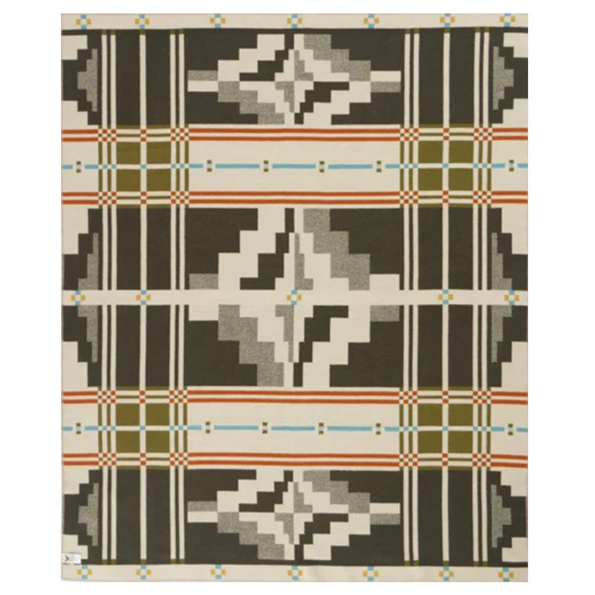 Pendleton Jacquard Napped Throw Seven Springs | END. (US)