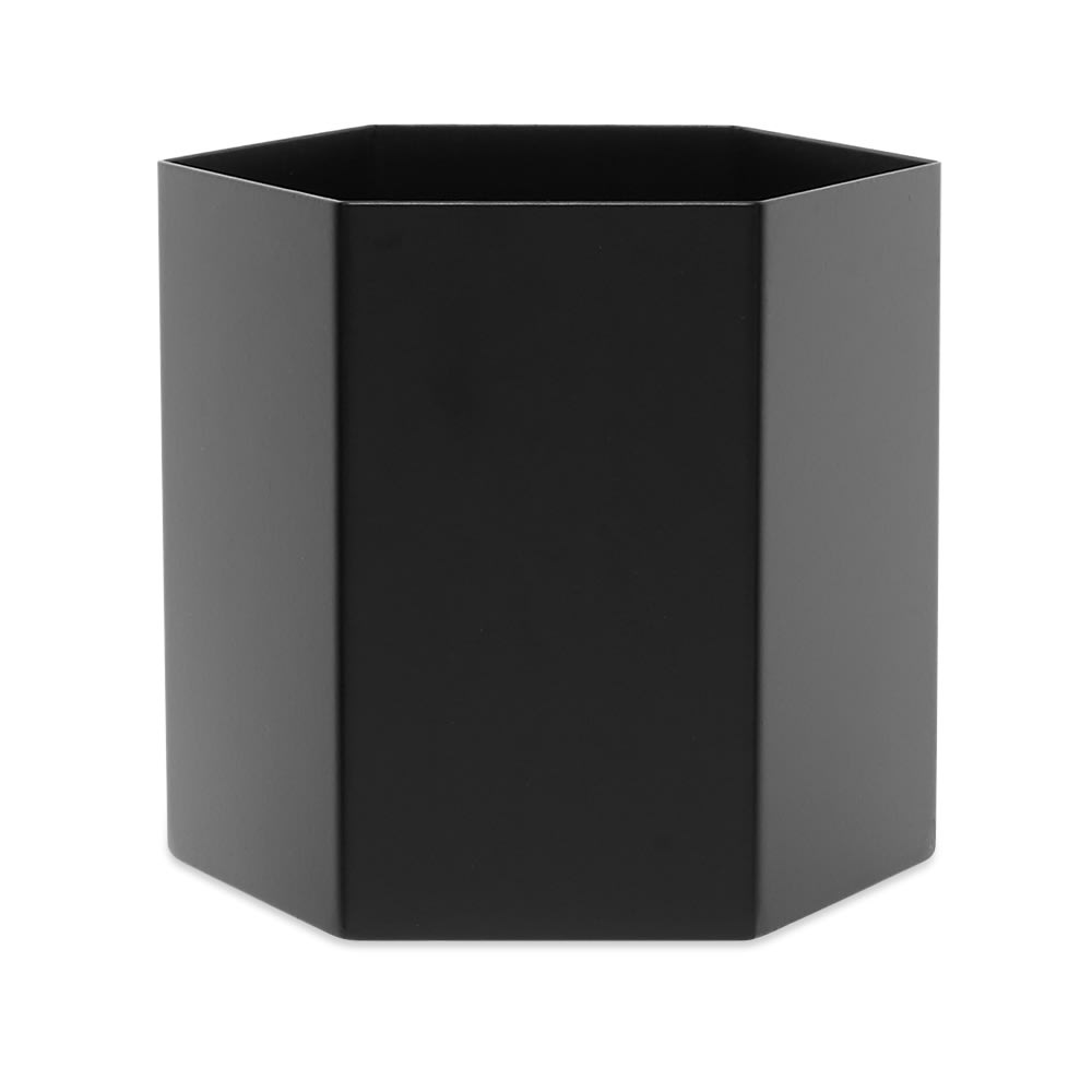 ferm LIVING Hexagonal Plant Pot - Large Black | END.