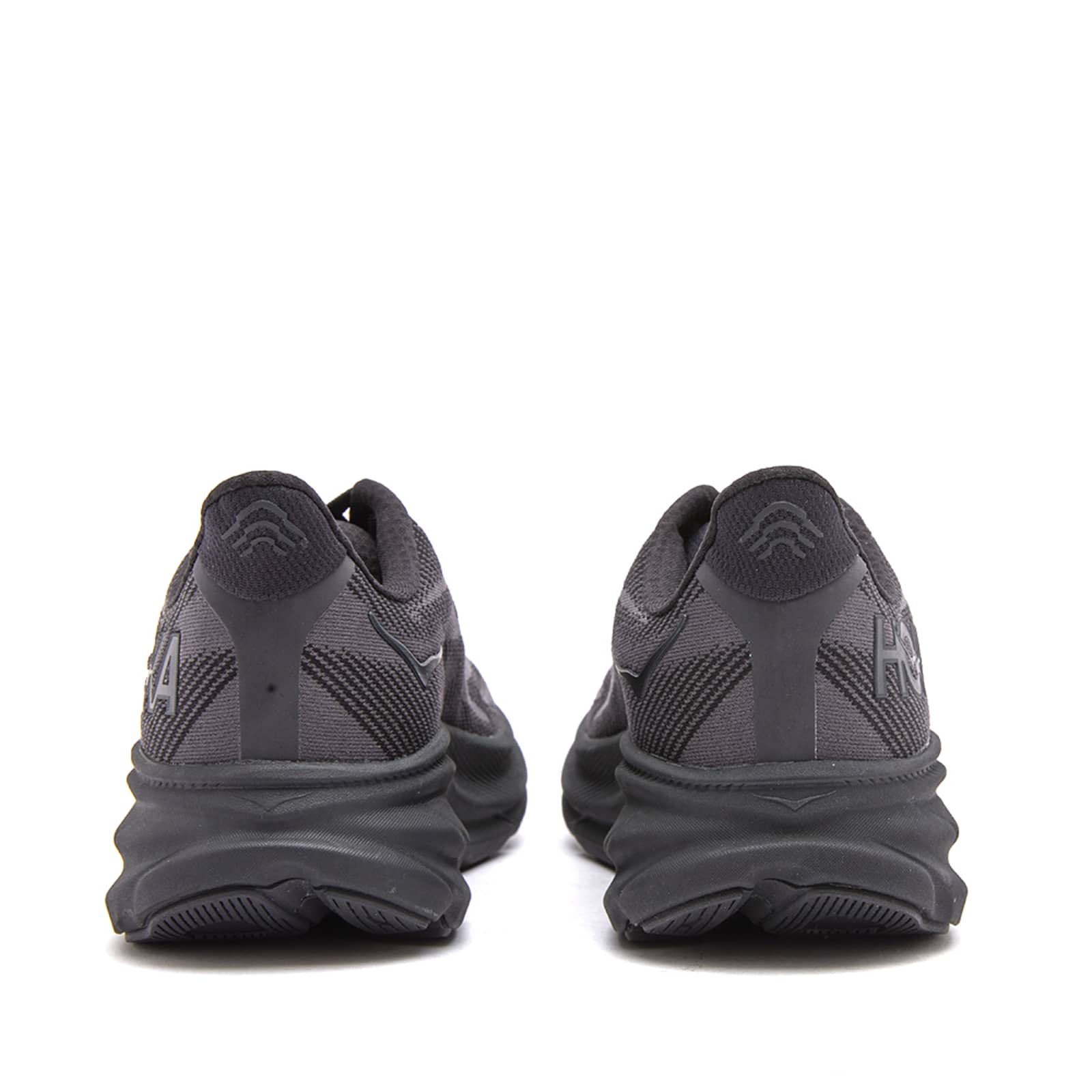 HOKA ONE ONE Clifton 9 Black & Black | END. (UK)