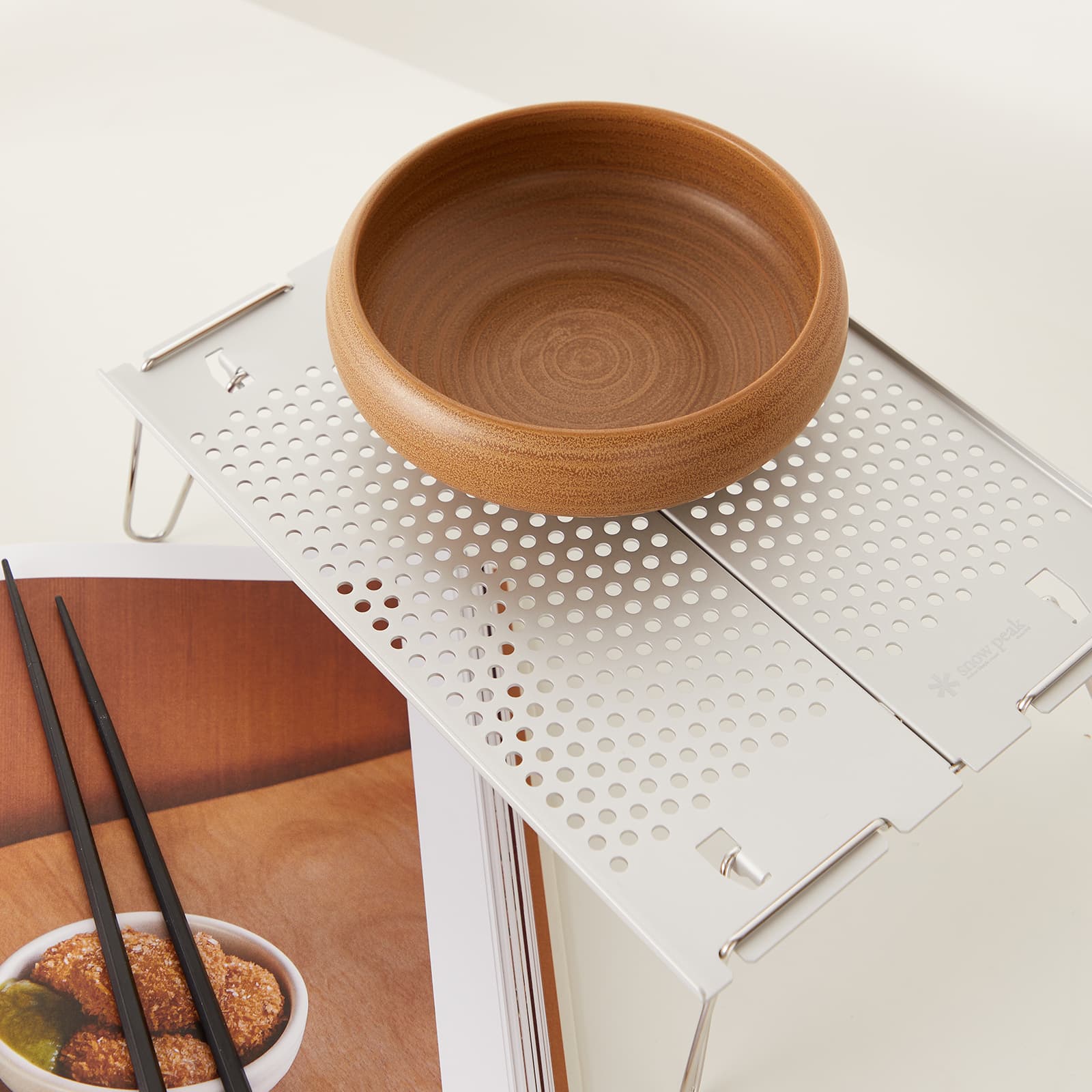 Snow Peak Ozen Solo Table Silver | END. (US)