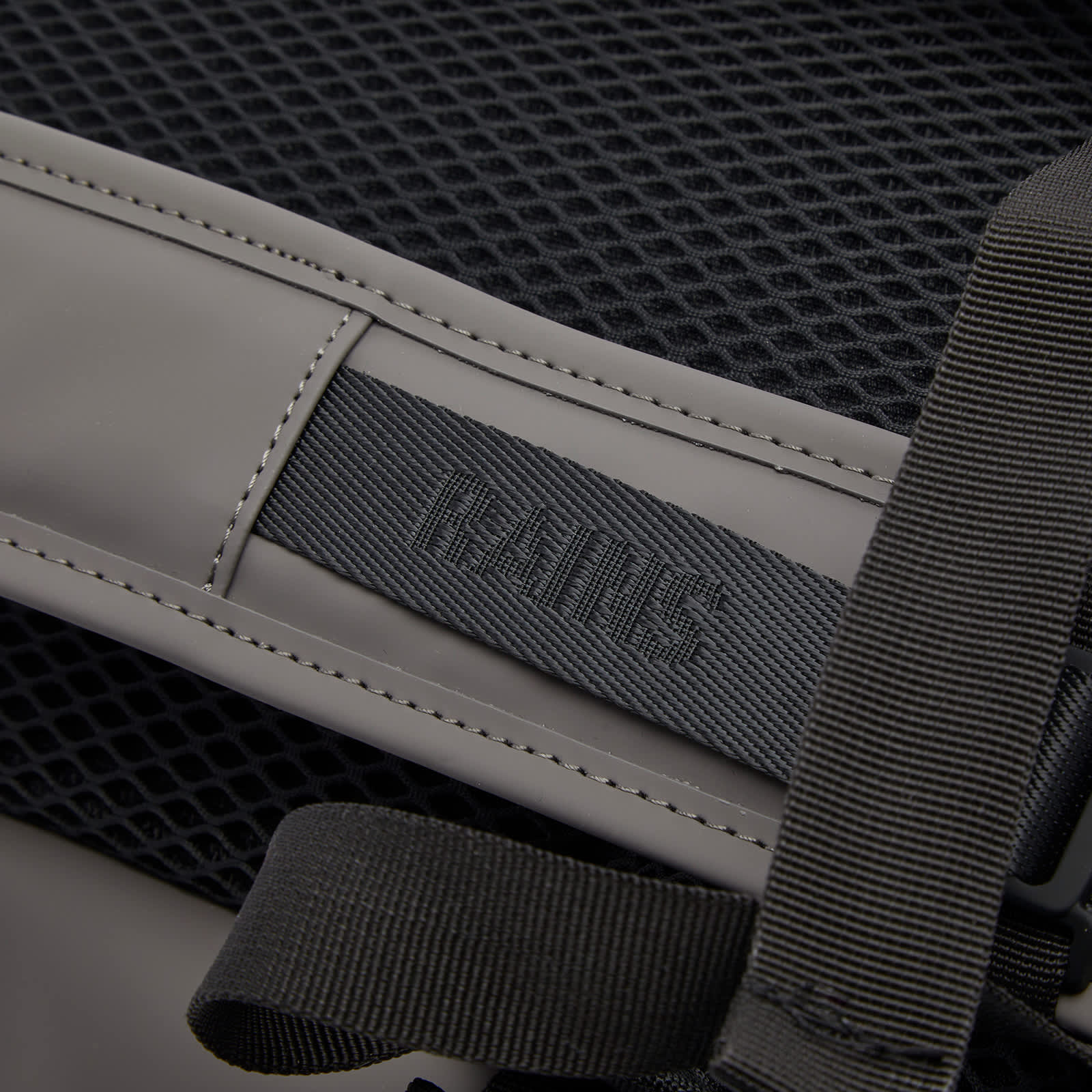 RAINS Trail Cargo Backpack Grey | END. (GB)