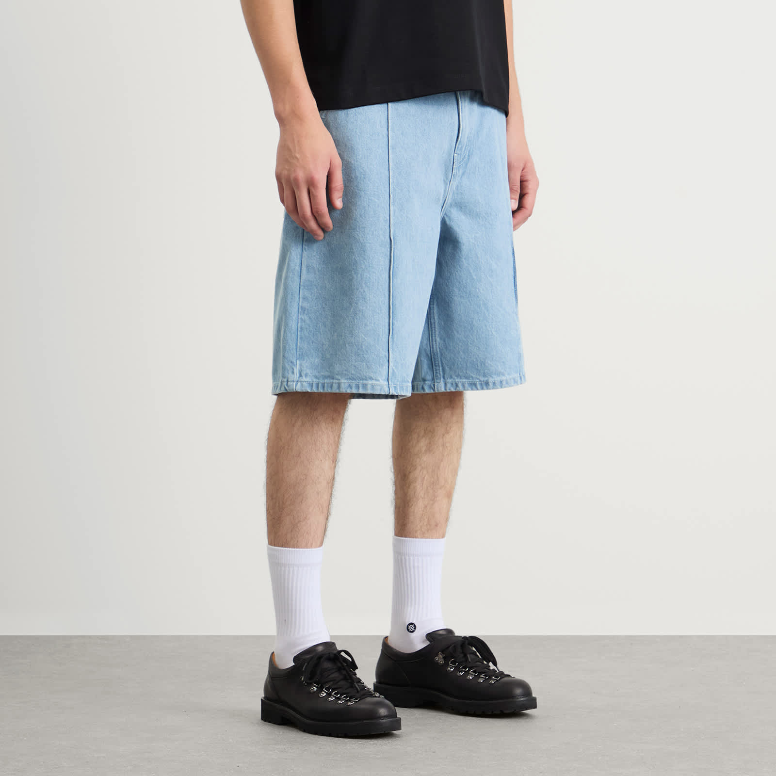 about:blank Wide Denim Short Mid Wash Blue | END. (IT)