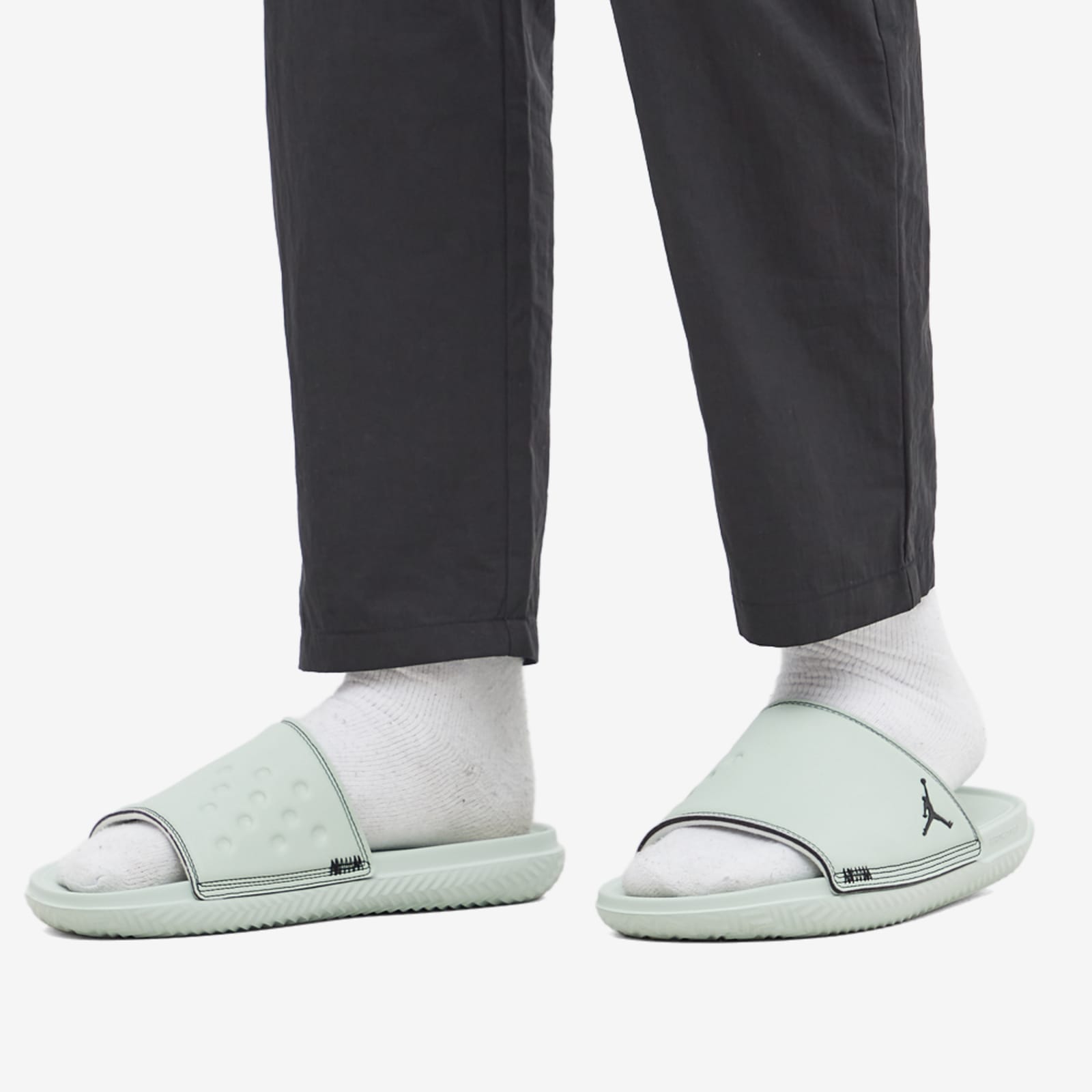 Air Jordan Play Slide Seafoam, Black & Photon Dust | END. (ES)