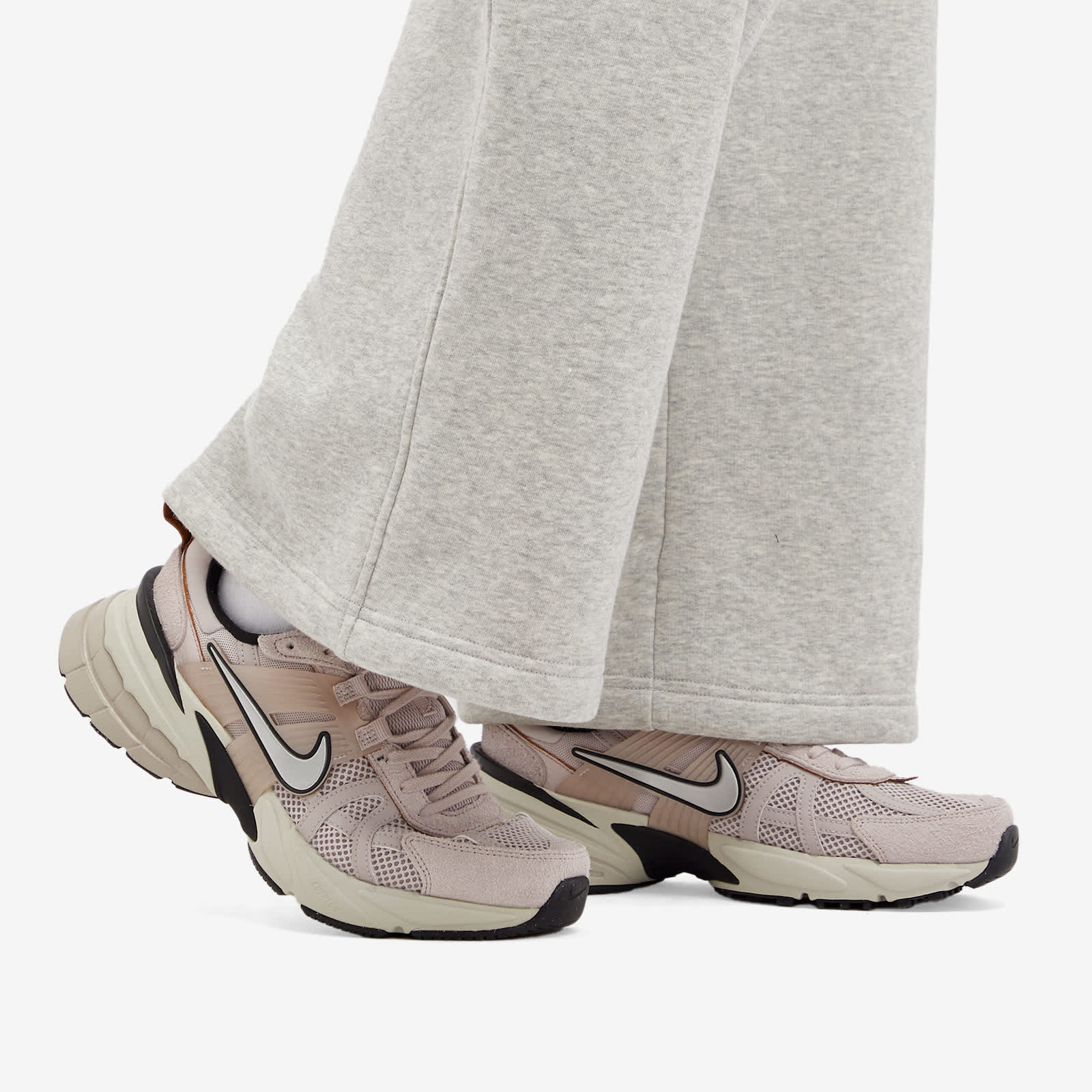 Nike W V2K Run Violet, Bone & Black | END. (GB)