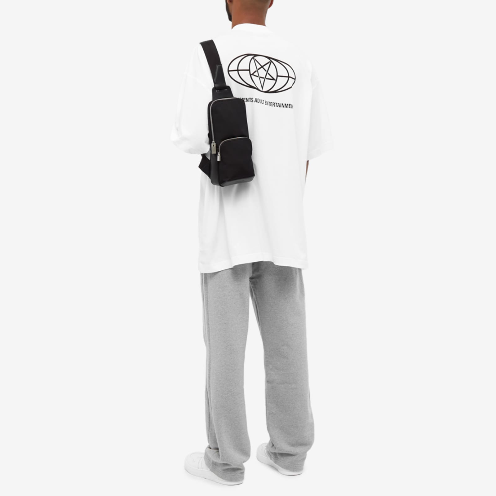 VETEMENTS Oversized 18+ Restricted T-Shirt White | END. (US)