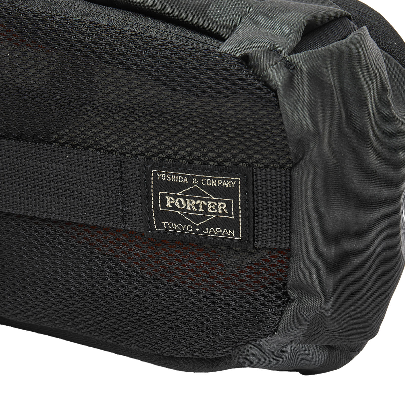 Porter-Yoshida & Co. Effect Pouch - Extra Small Woodland Black | END. (KR)
