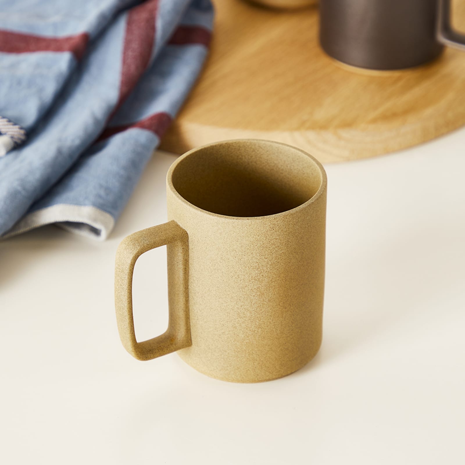 Hasami Porcelain Large Mug Natural | END.