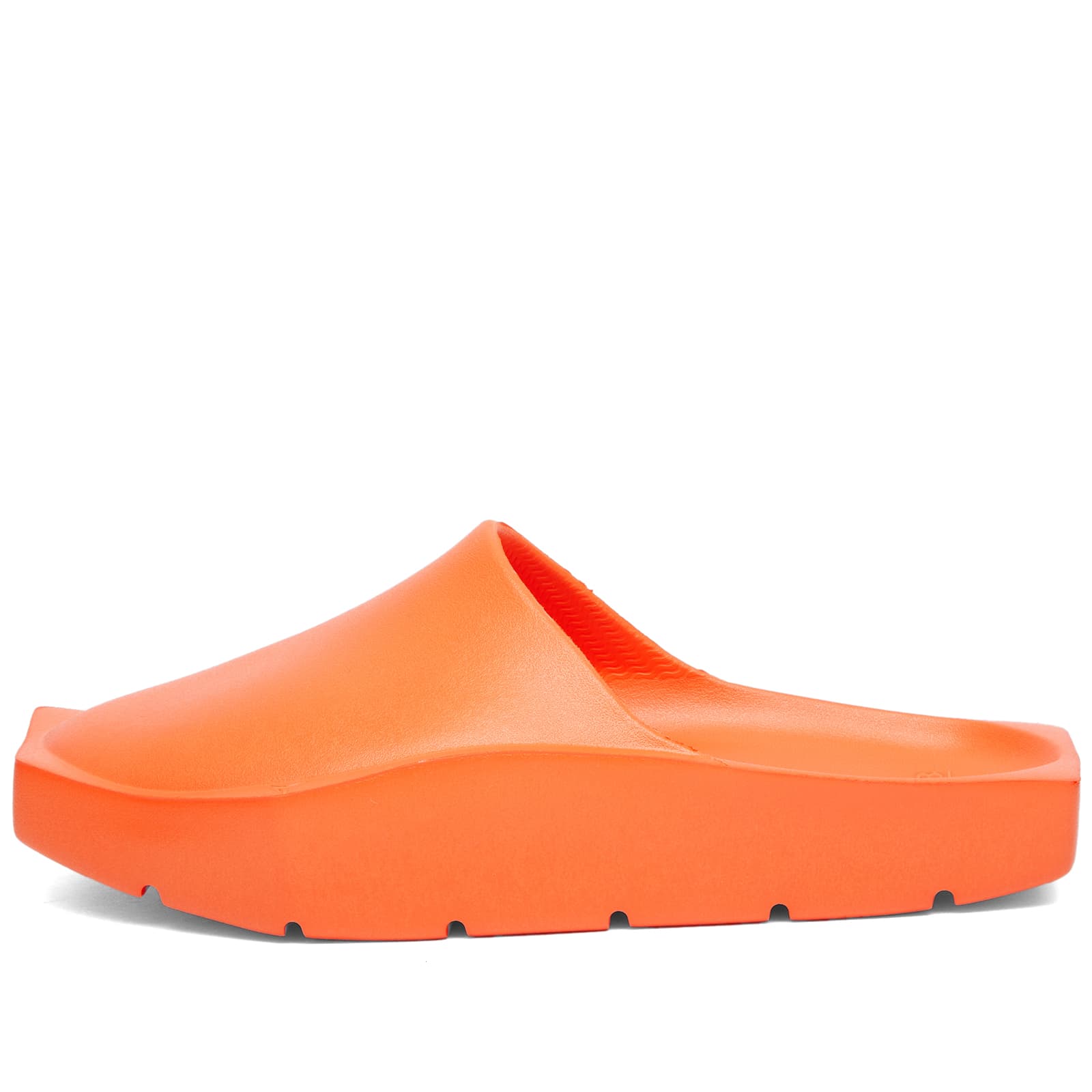 Air Jordan Hex Mule W Brilliant Orange | END. (SG)