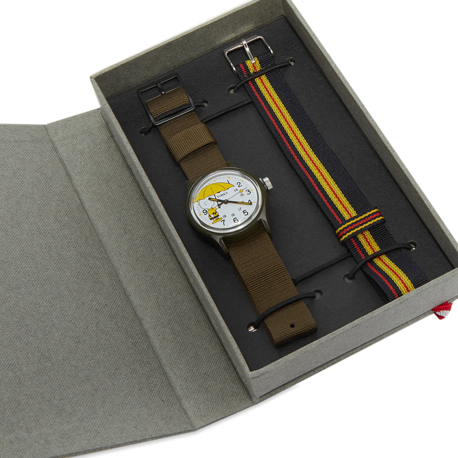 Timex Archive Mk1 Resin Peanuts Edition Charlie Brown Green & White ...