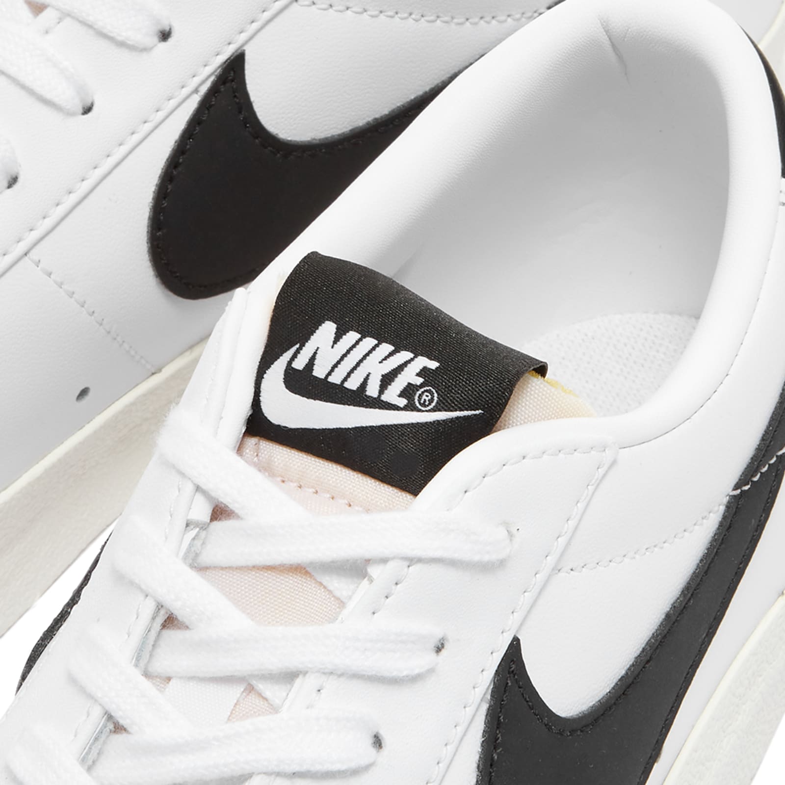 Nike W Blazer Low '77 White, Black & Sail | END. (US)