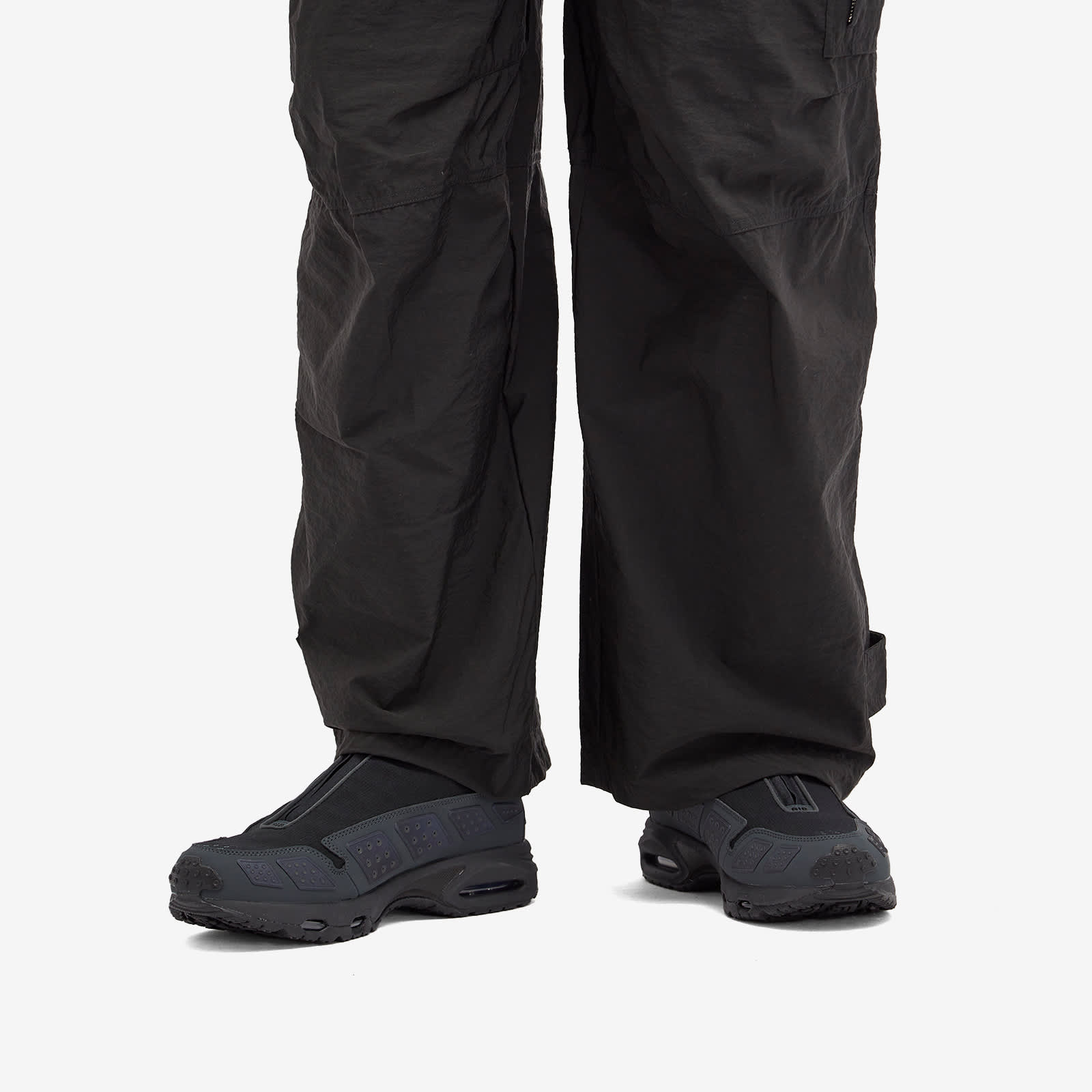 Nike Air Max SNDR Gore-Tex W Sneaker Black & Grey | END. (HK)