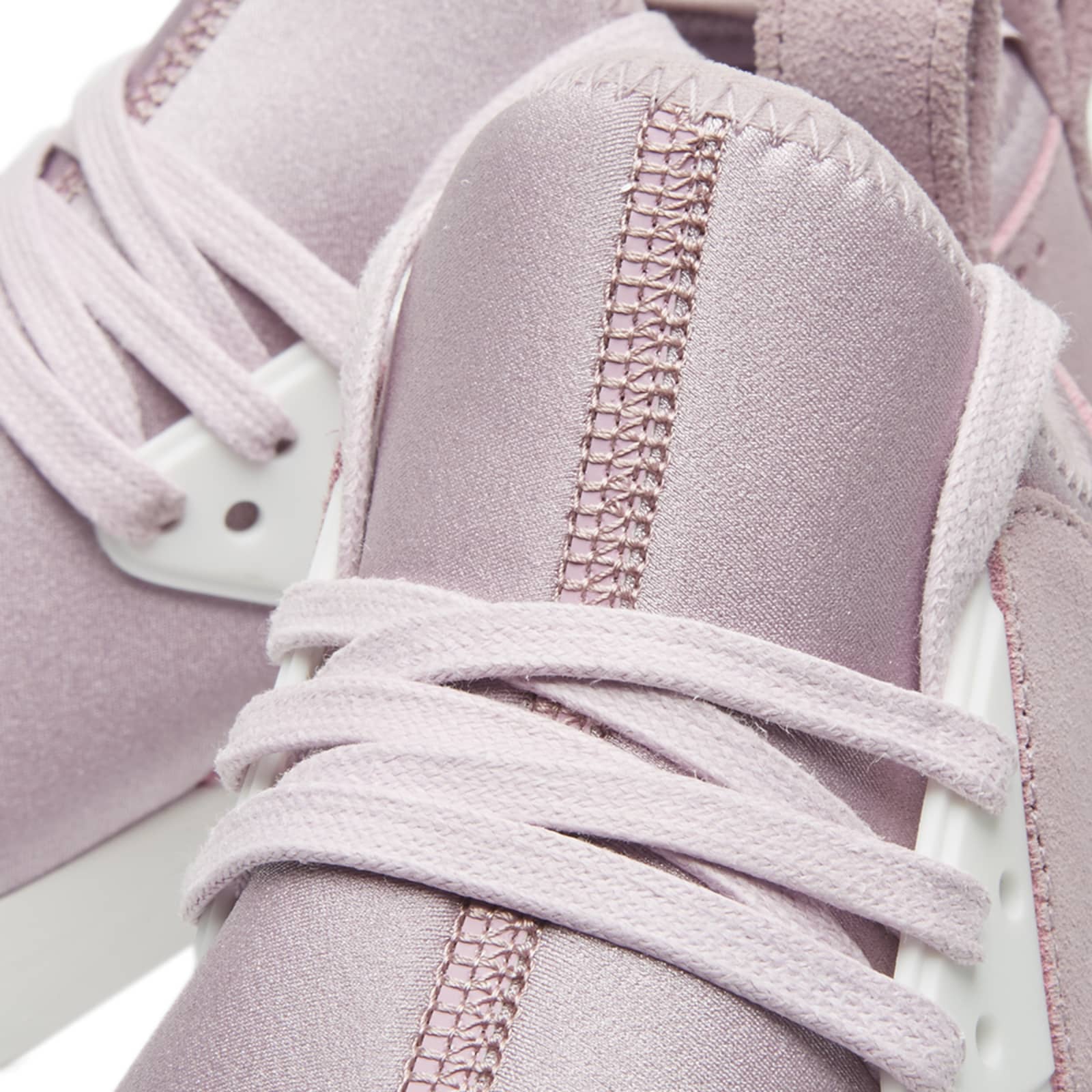 Nike W Lunarcharge Premium Iced Lilac & Summit White | END. (US)