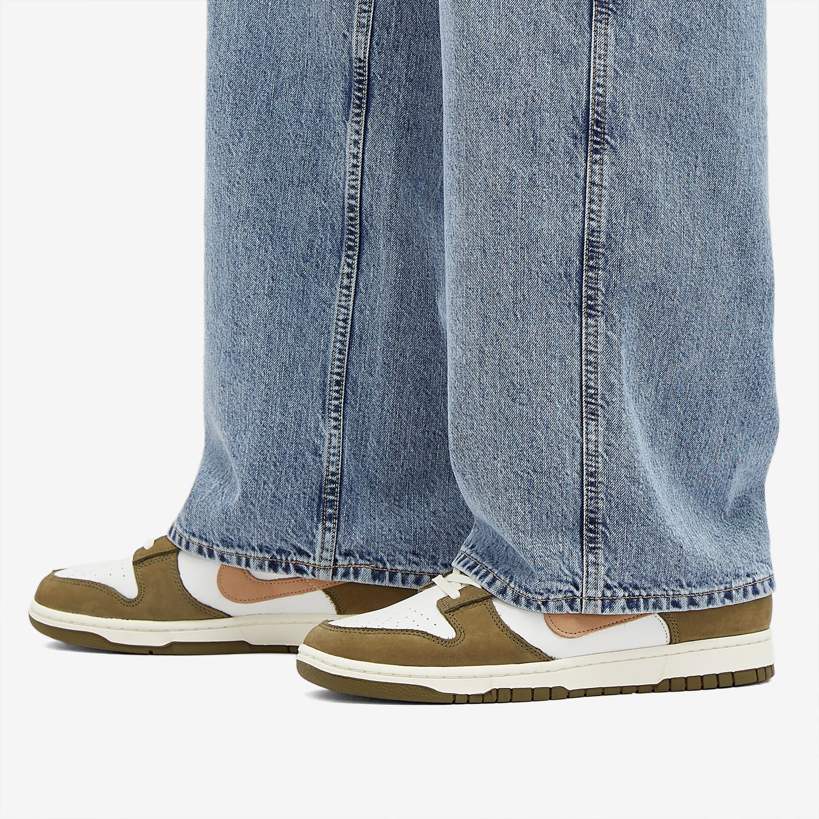 Nike Dunk Low Retro PRM Sneaker Hemp, White & Sail | END. (HK)