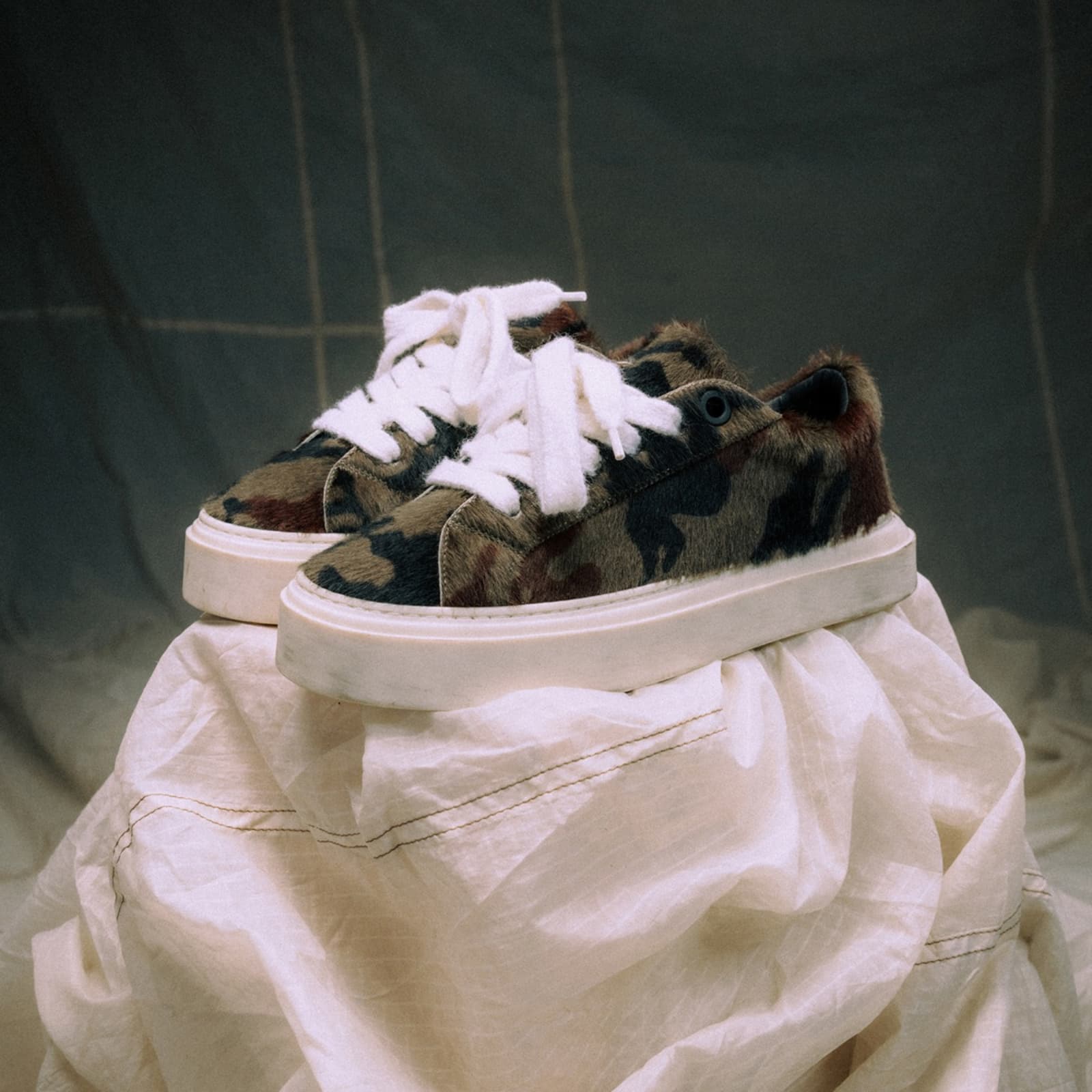 END. x Cole Buxton Wilson Sneaker Camo | END. (US)