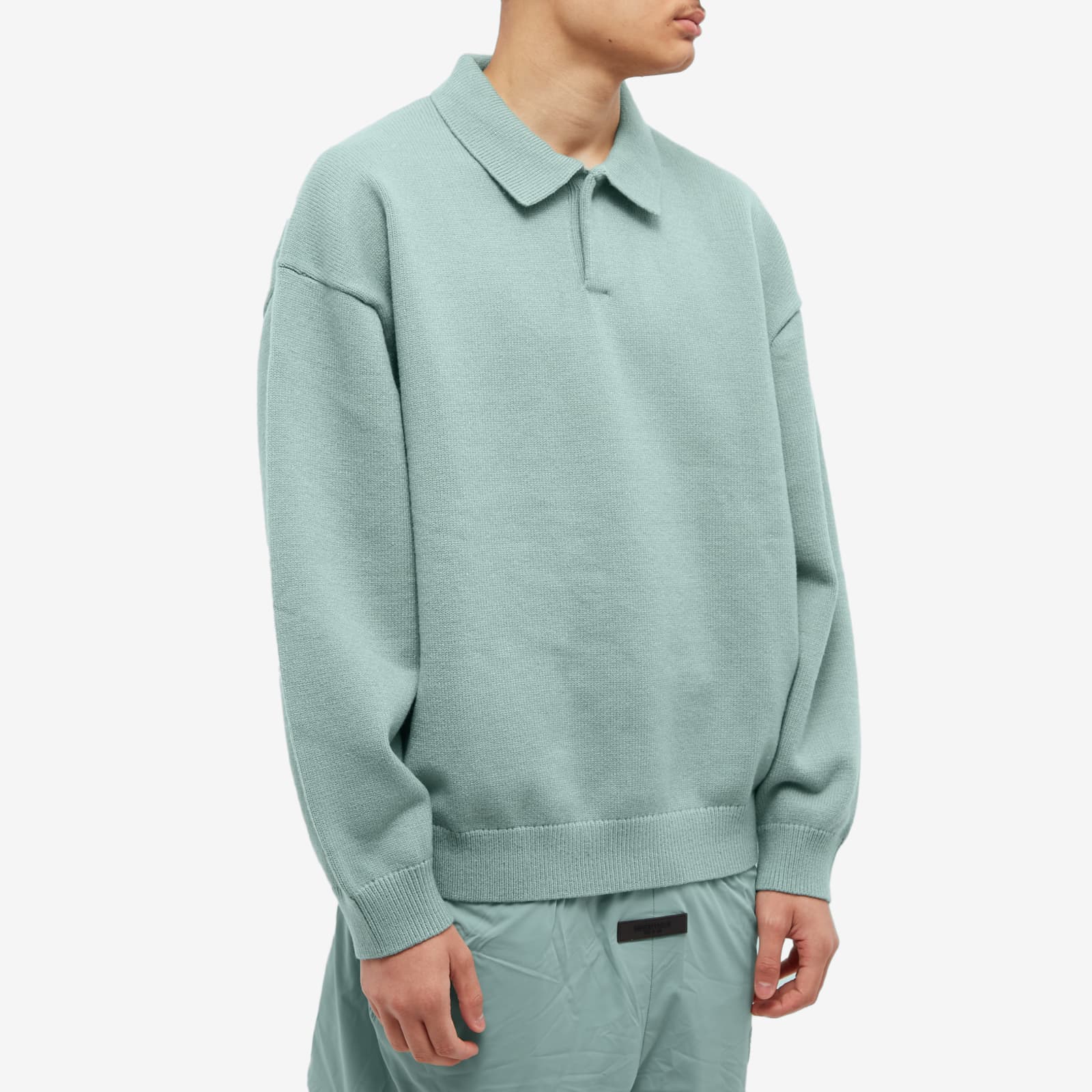 Fear of God Essentials Knitted Polo Sycamore | END. (AR)