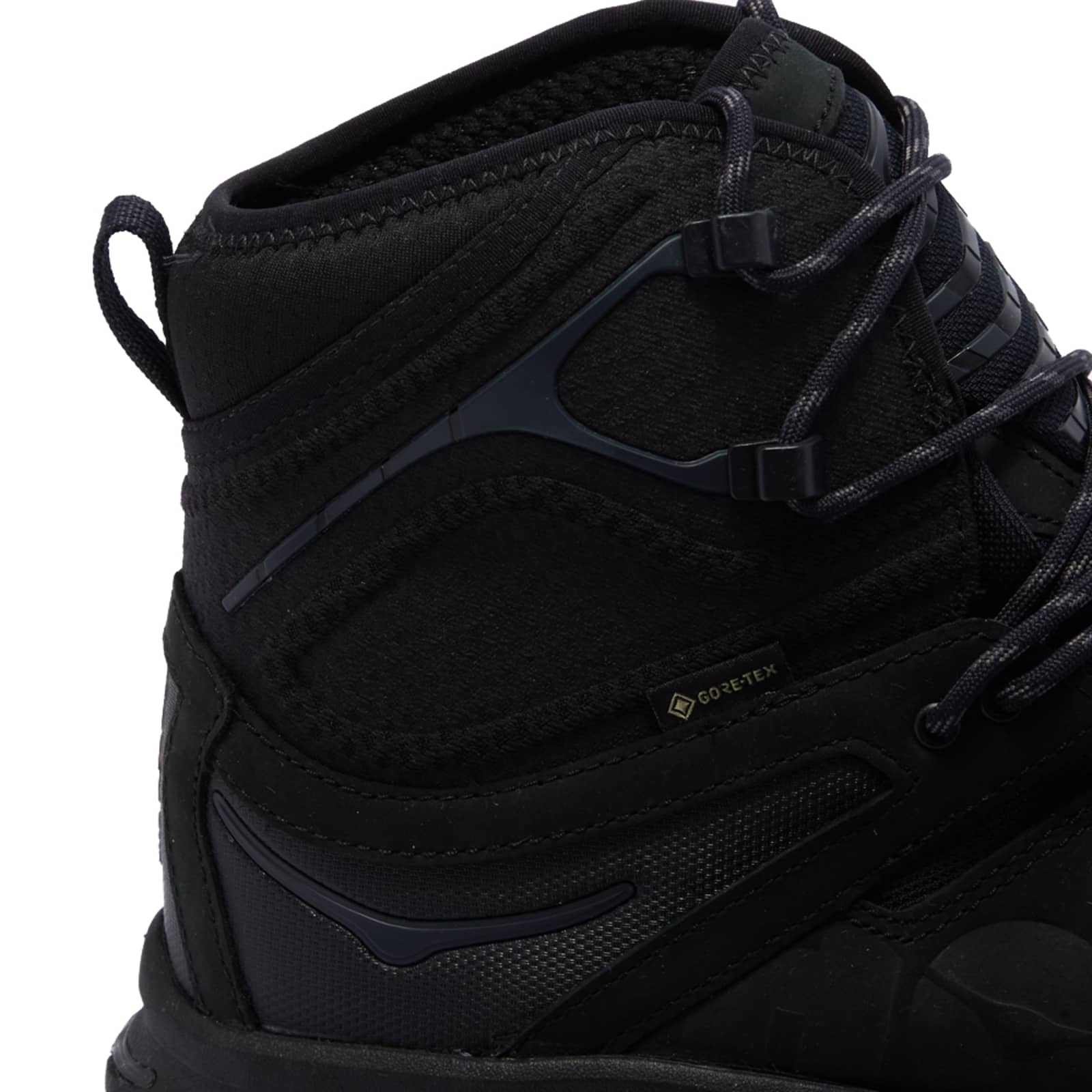 HOKA ONE ONE U Tor Ultra Hi 3 Black | END. (AR)