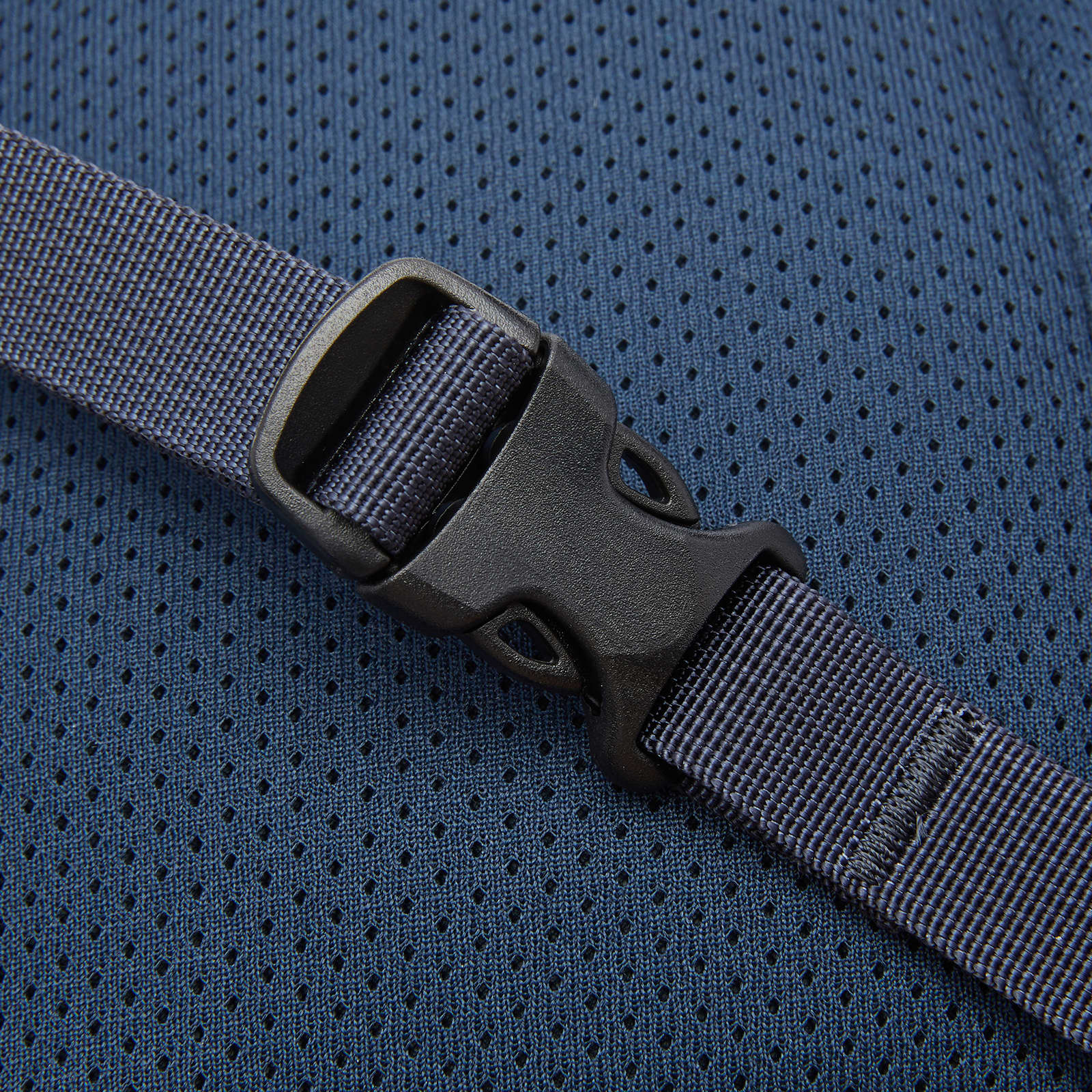 Arc'teryx Mantis 2 Waist Pack Black & Saphire | END. (AU)