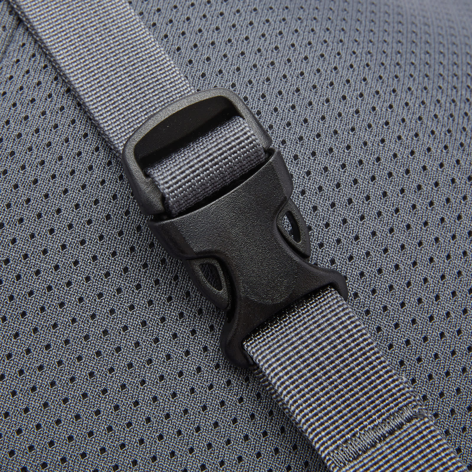 Arc'teryx Mantis 2 Waist Pack Graphite | END. (US)