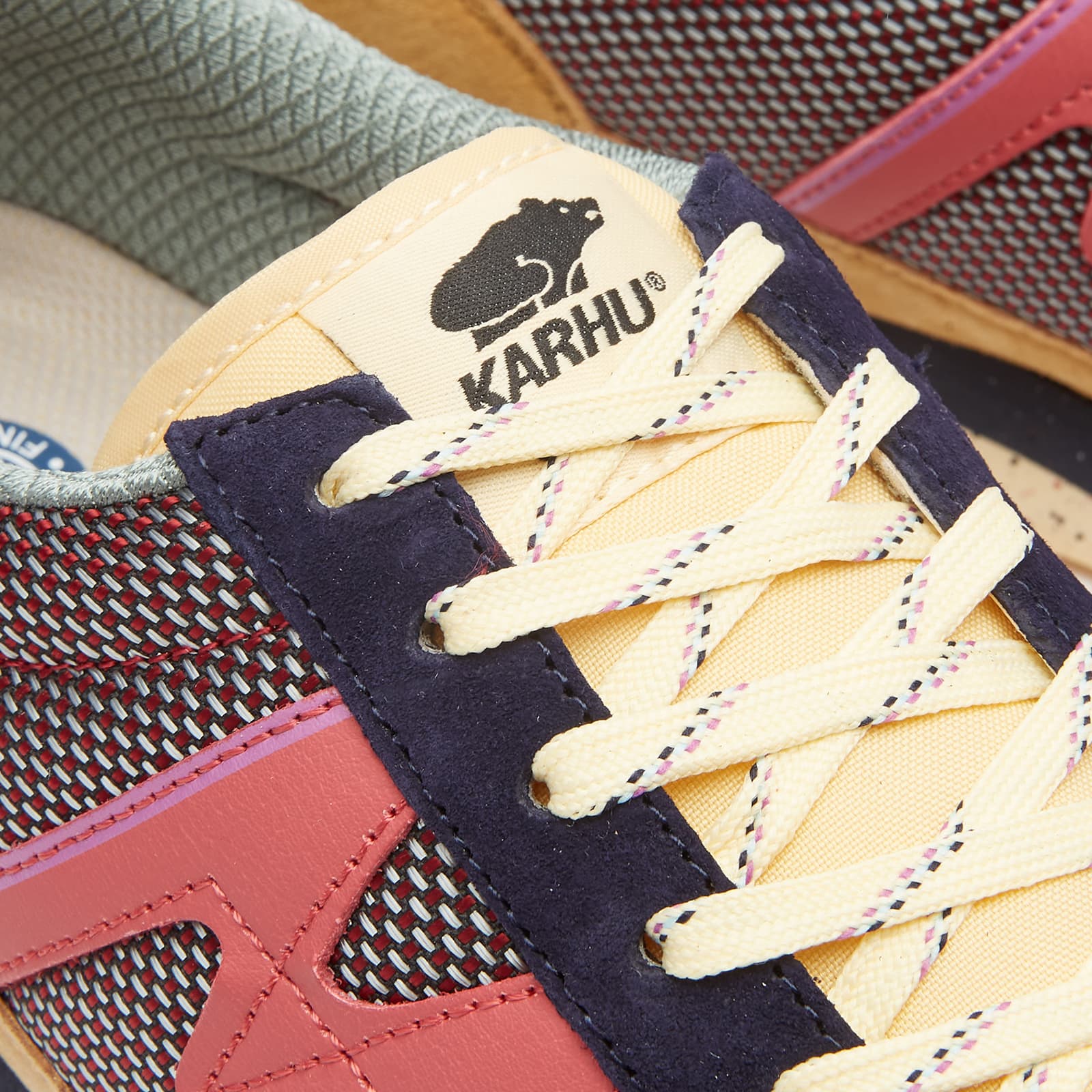 Karhu Mestari Control Curry & Mineral Red | END. (GB)