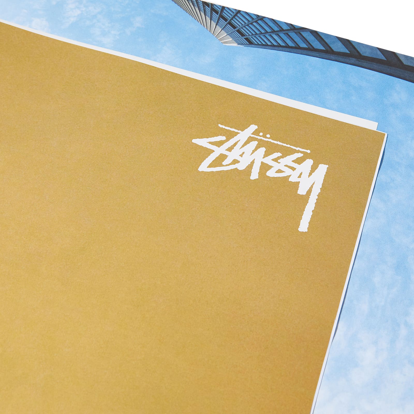 Sneeze Magazine Issue 56 "The Fresh Batteries Issue" | END. (IT)