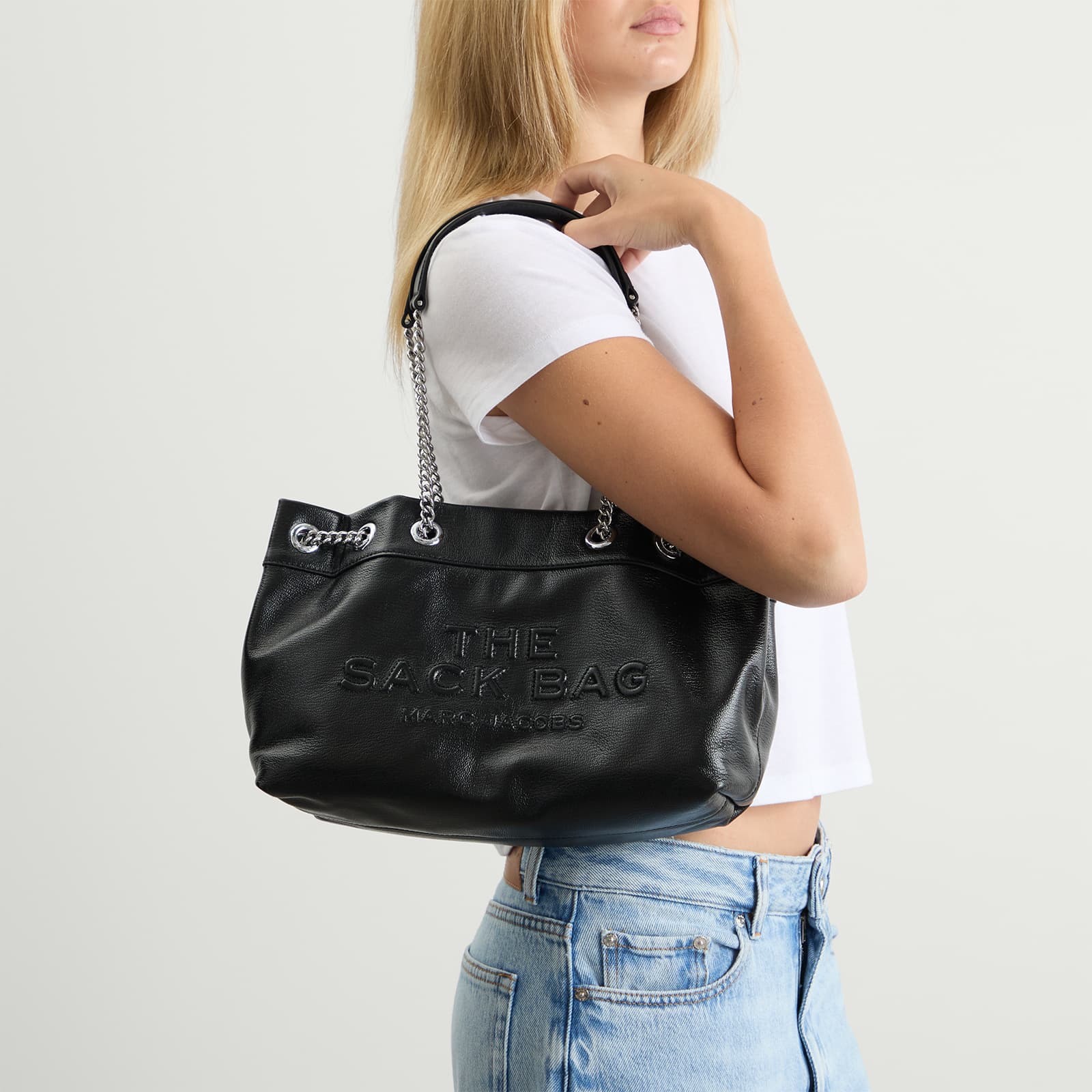 Marc Jacobs The Chain Sack Bag Black | END. (US)