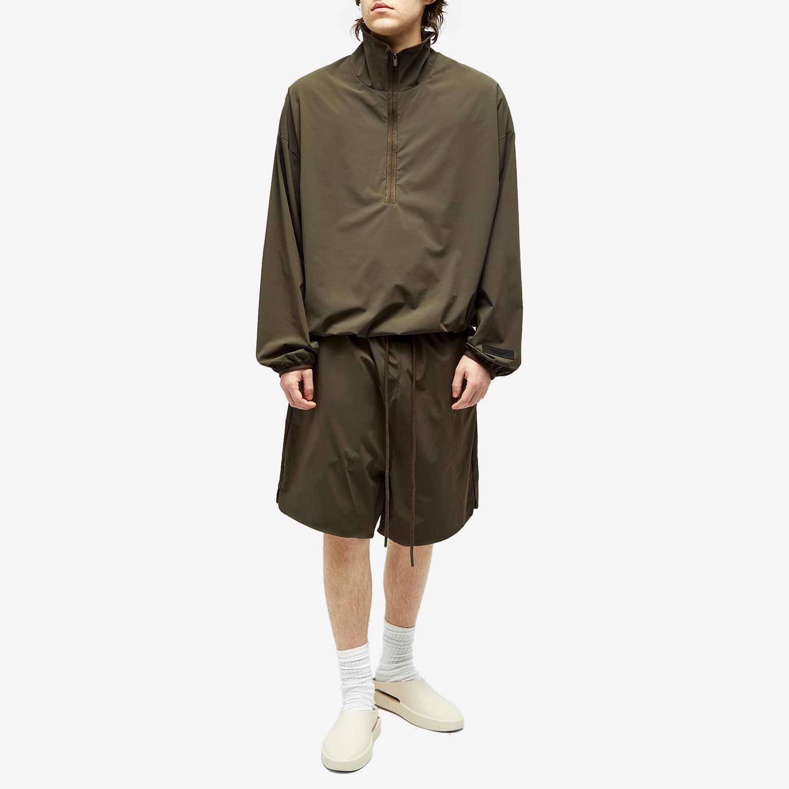 Fear of God ESSENTIALS Spring Nylon Relaxed Shorts Ink | END. (KR)