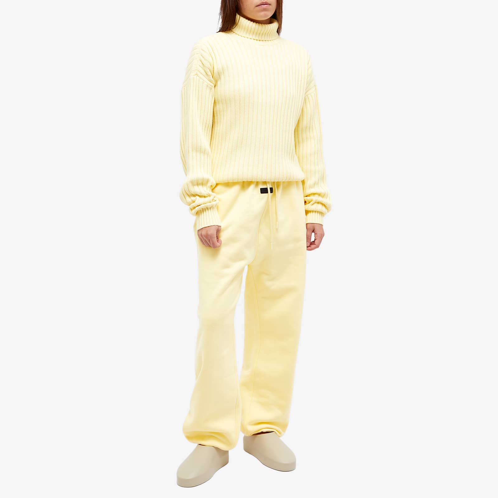 Fear of God ESSENTIALS Turtleneck Garden Yellow | END. (KR)