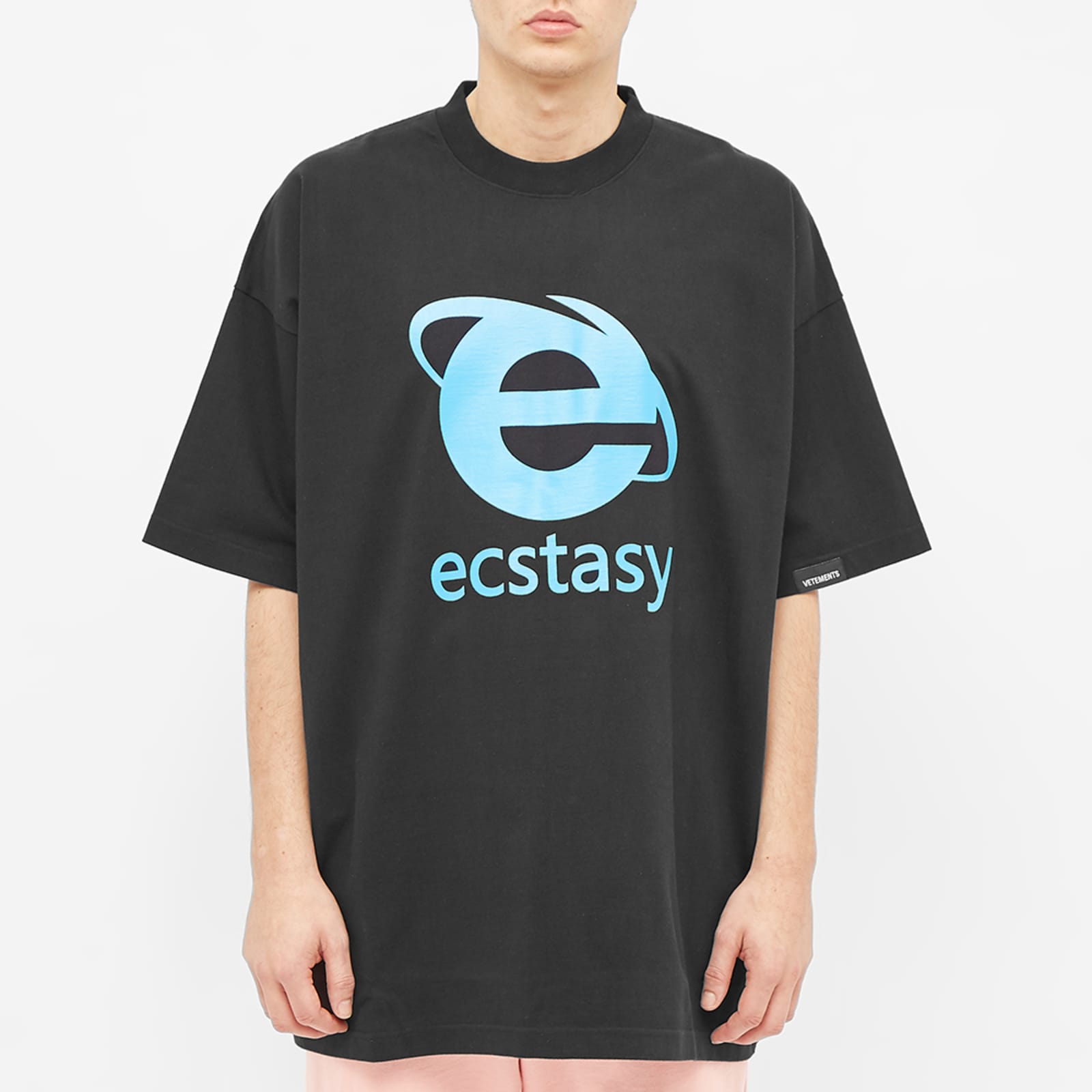 VETEMENTS Ecstasy Oversized Tee Black | END.