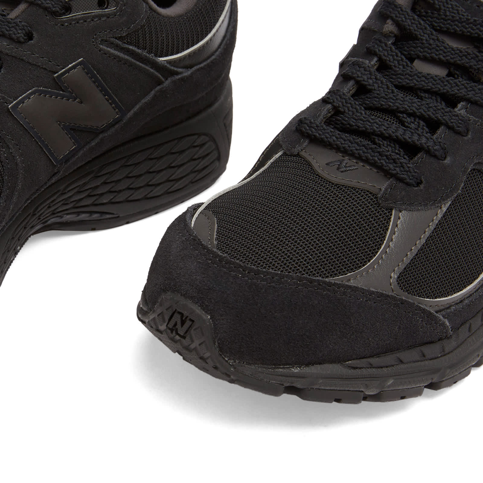 New Balance U2002RBL Sneaker Black | END. (US)