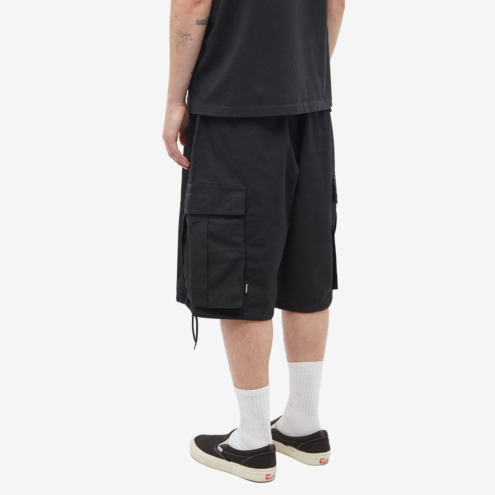 Neighborhood Wide Cargo Shorts Black | END. (HK)