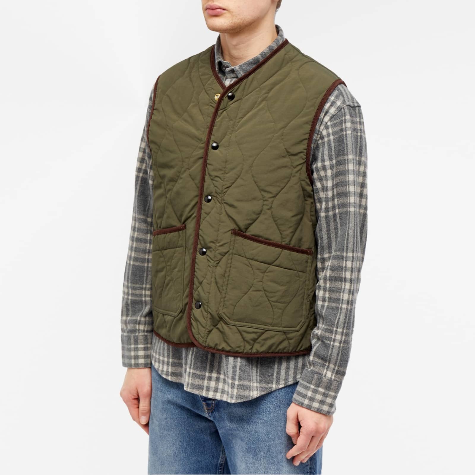 Drake's Quilted Vest Olive | END. (KR)