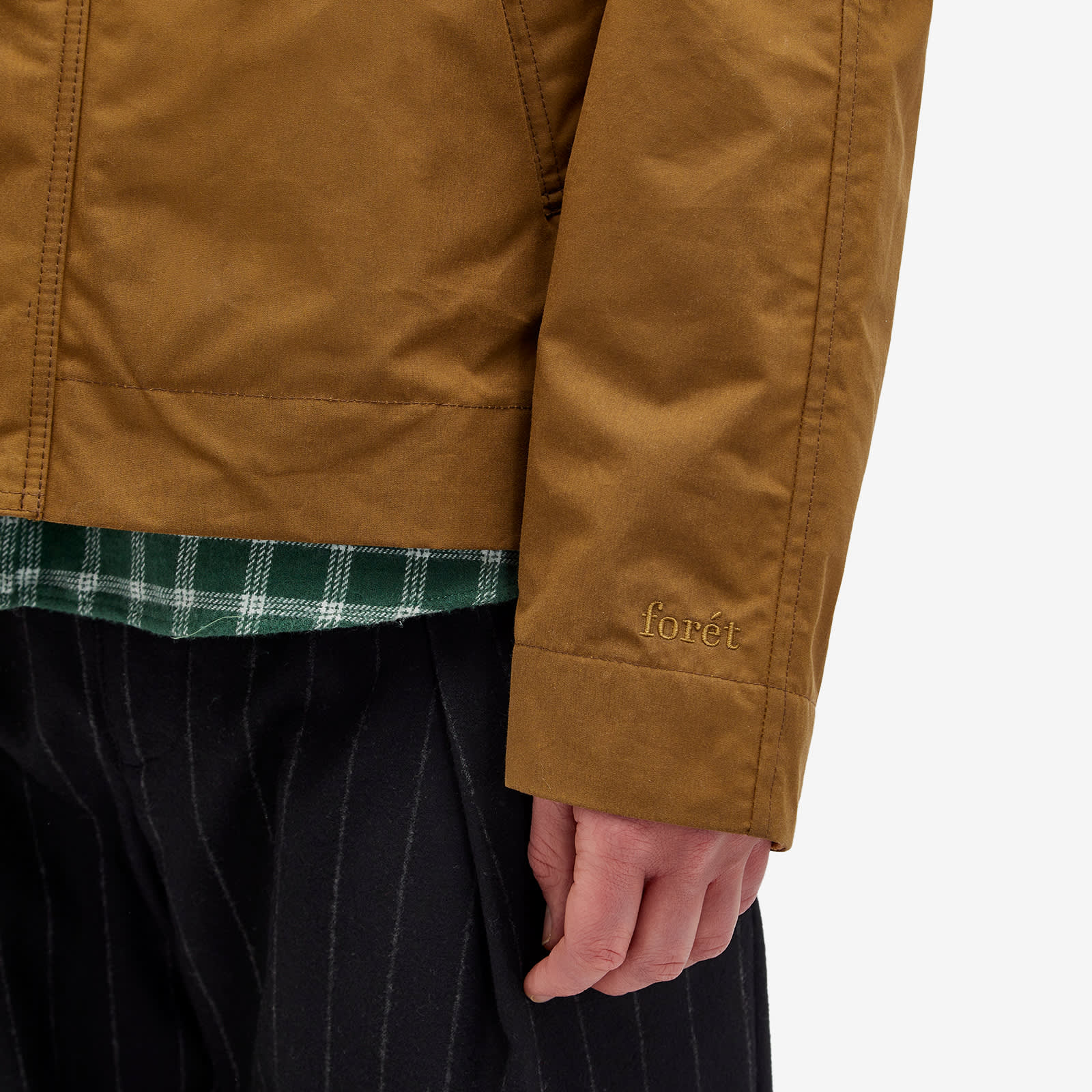 Foret Row Oilskin Jacket Army | END. (HK)