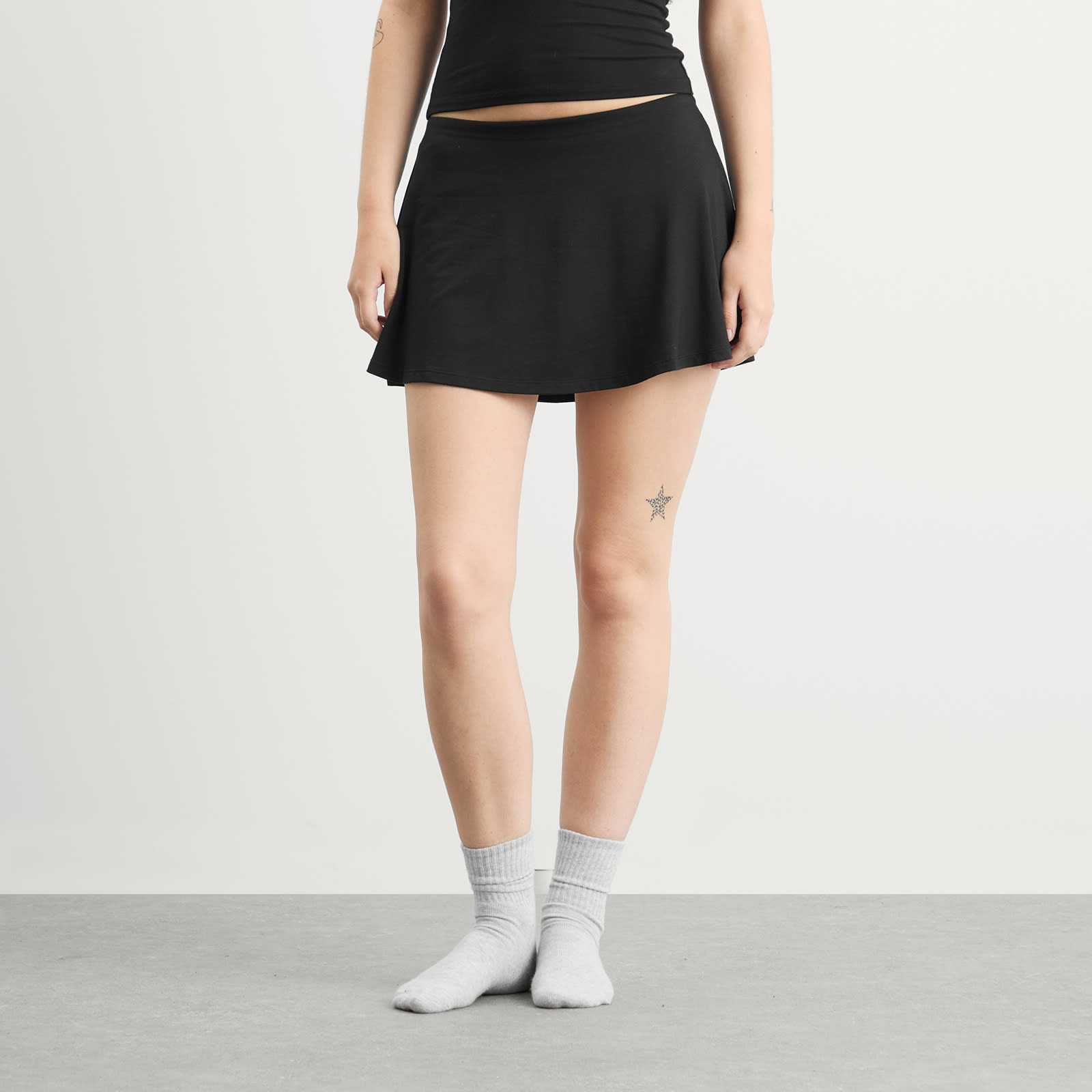 SKIMS Smooth Lounge Mini Skort Obsidian | END. (SG)