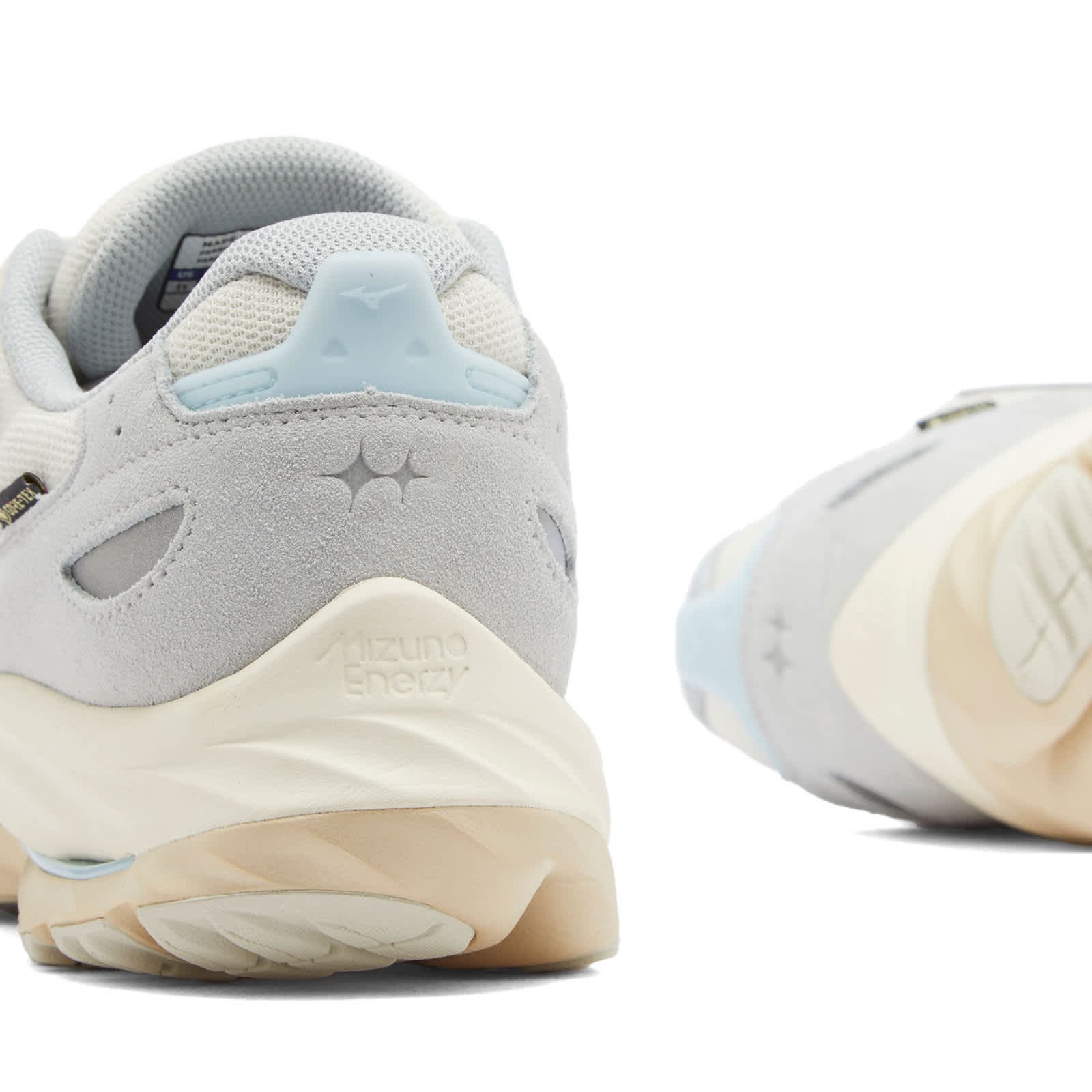 Mizuno x BSTN Wave Rider WAVE RIDER β Gore-tex Sneaker Snow White ...