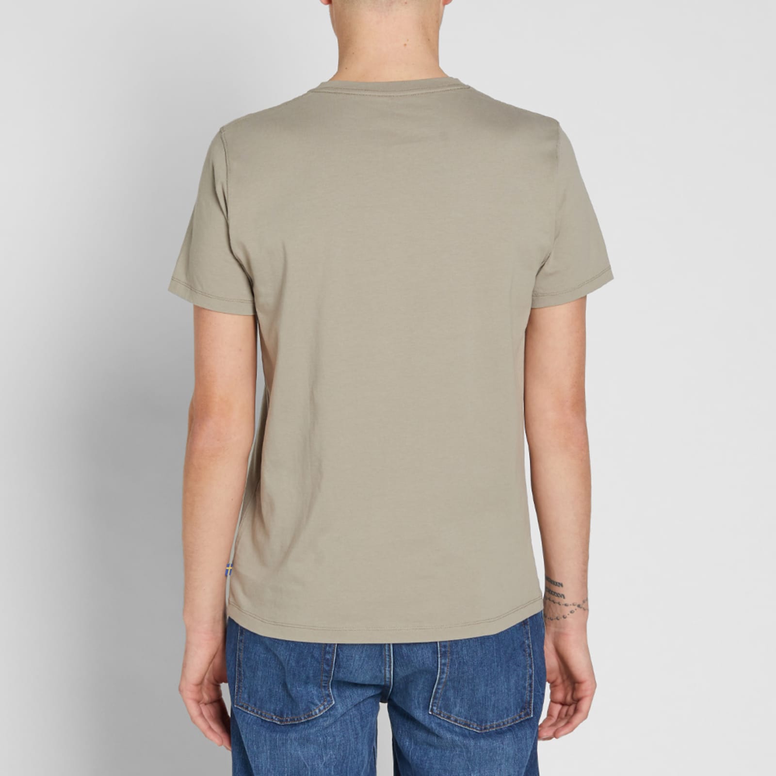 Fjällräven Est. 1960 Tee Fog | END. (AR)