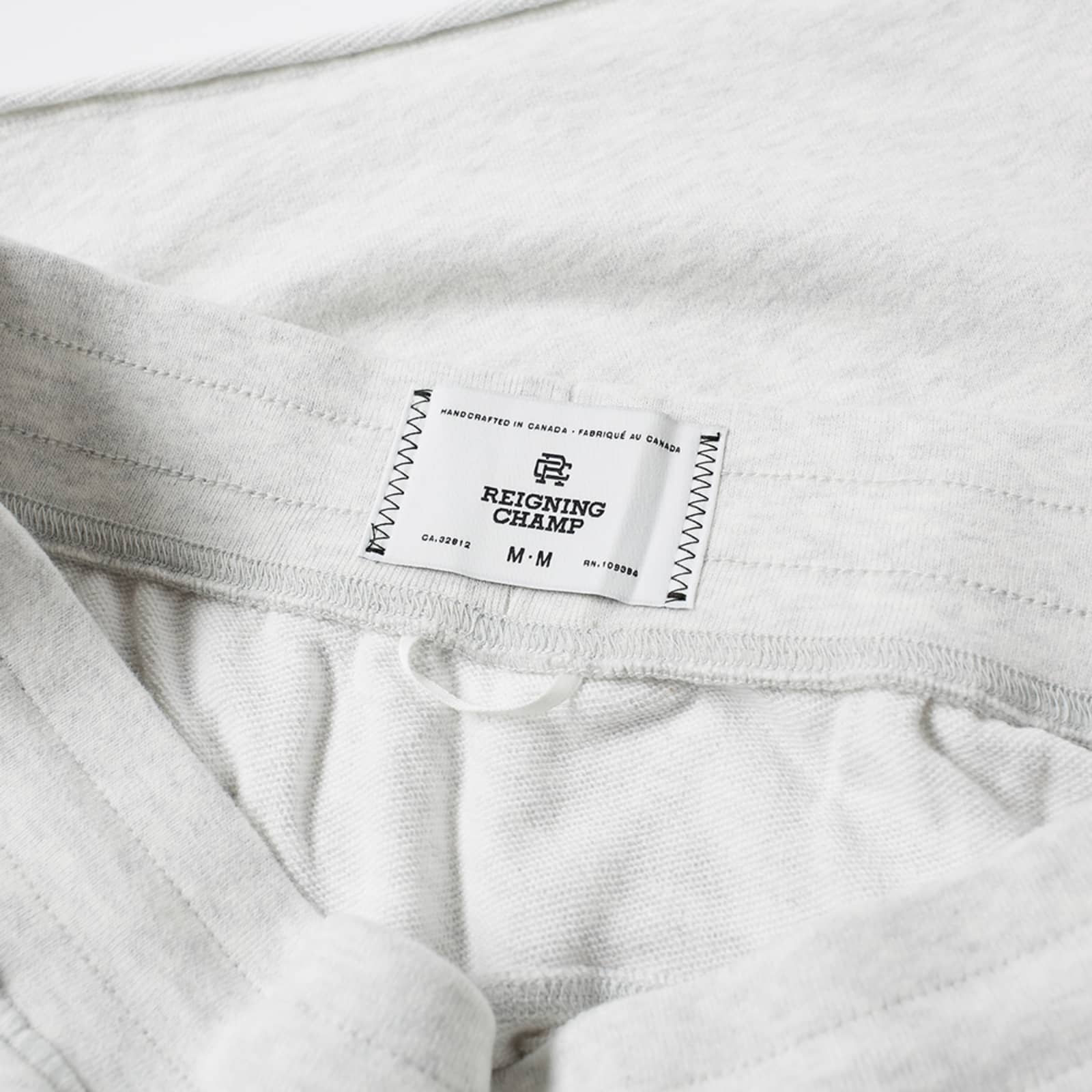 Reigning Champ Cut Off Sweat Short Heather Ash | END. (US)