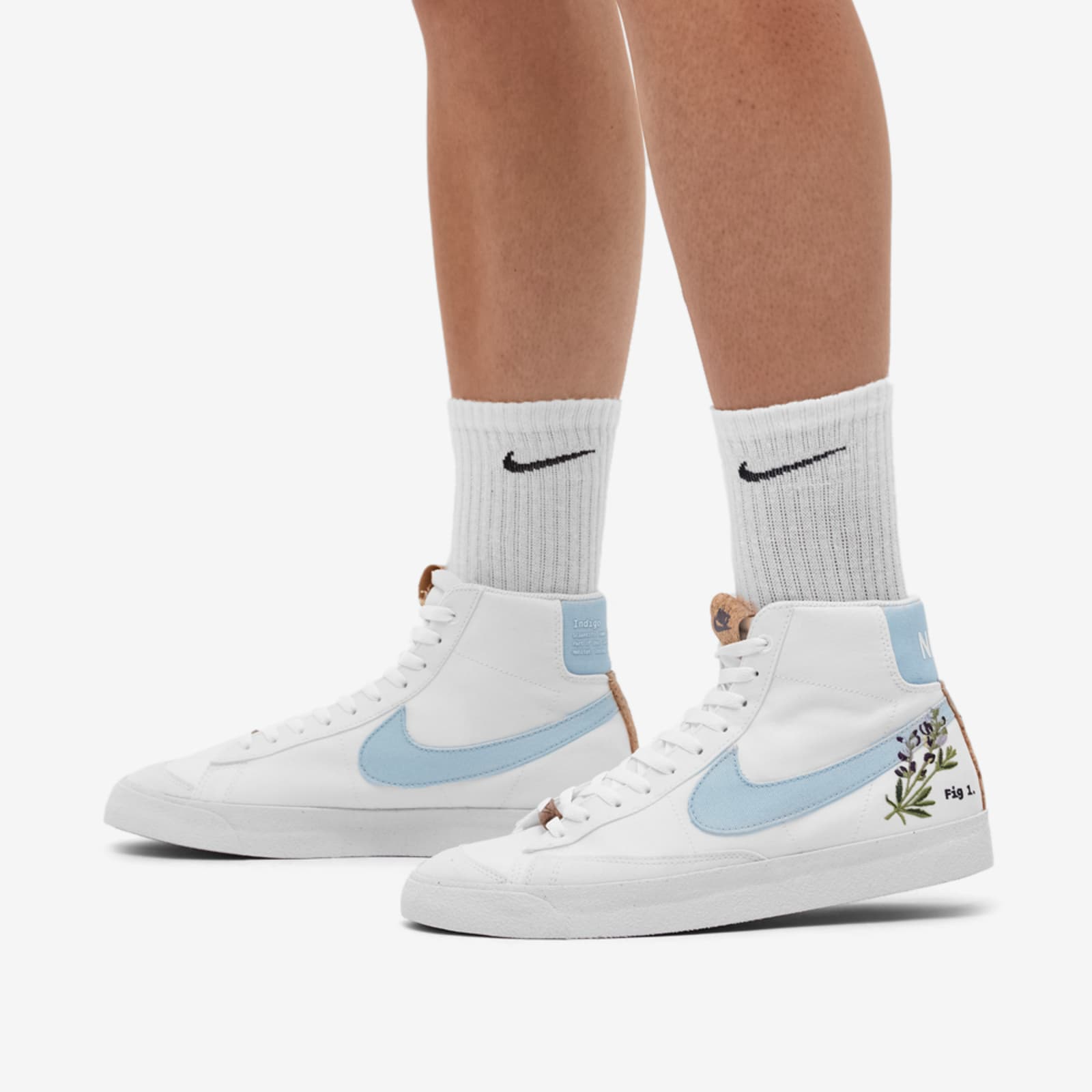 Nike Blazer Mid 77 M2Z2 W White, Obsidian & Multi | END. (US)