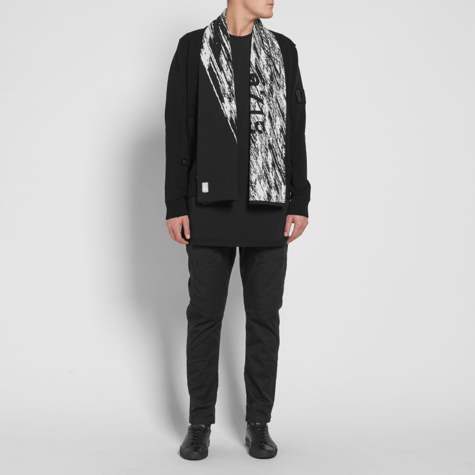Stone Island Shadow Project Jacquard Graphic Scarf Black | END. (US)