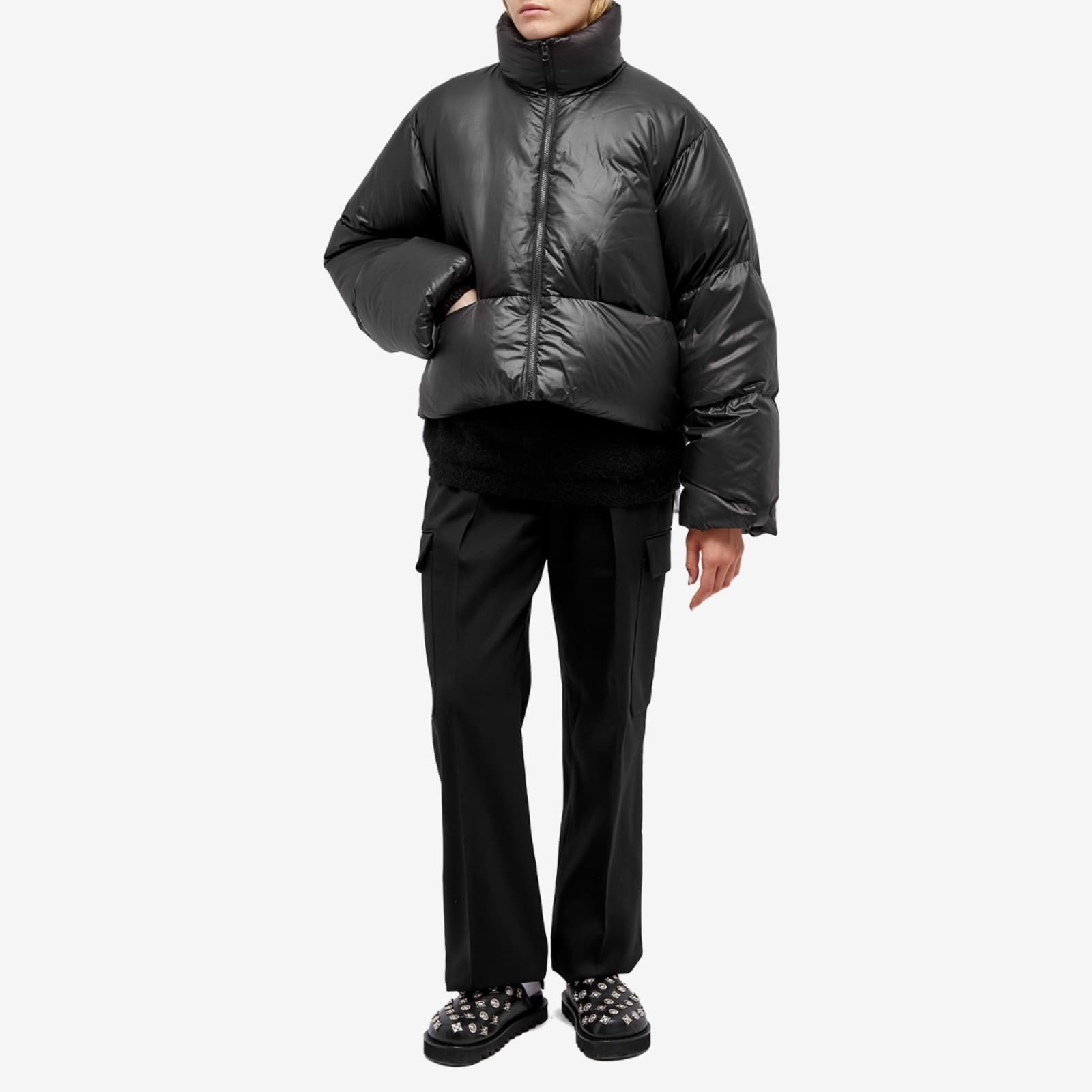 Low Classic Volume Puffer Jacket Black | END. (TW)