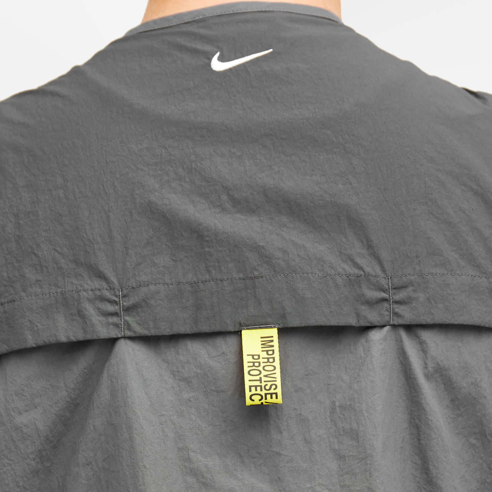 Nike ISPA Modular Pocket Vest Anthracite,Dark Grey & Black | END. (KR)